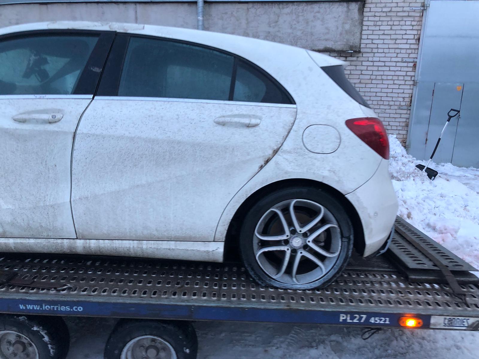 Naudotas Mercedes Benz A-Class Bagažinės dangčio spynelės laikiklis ...