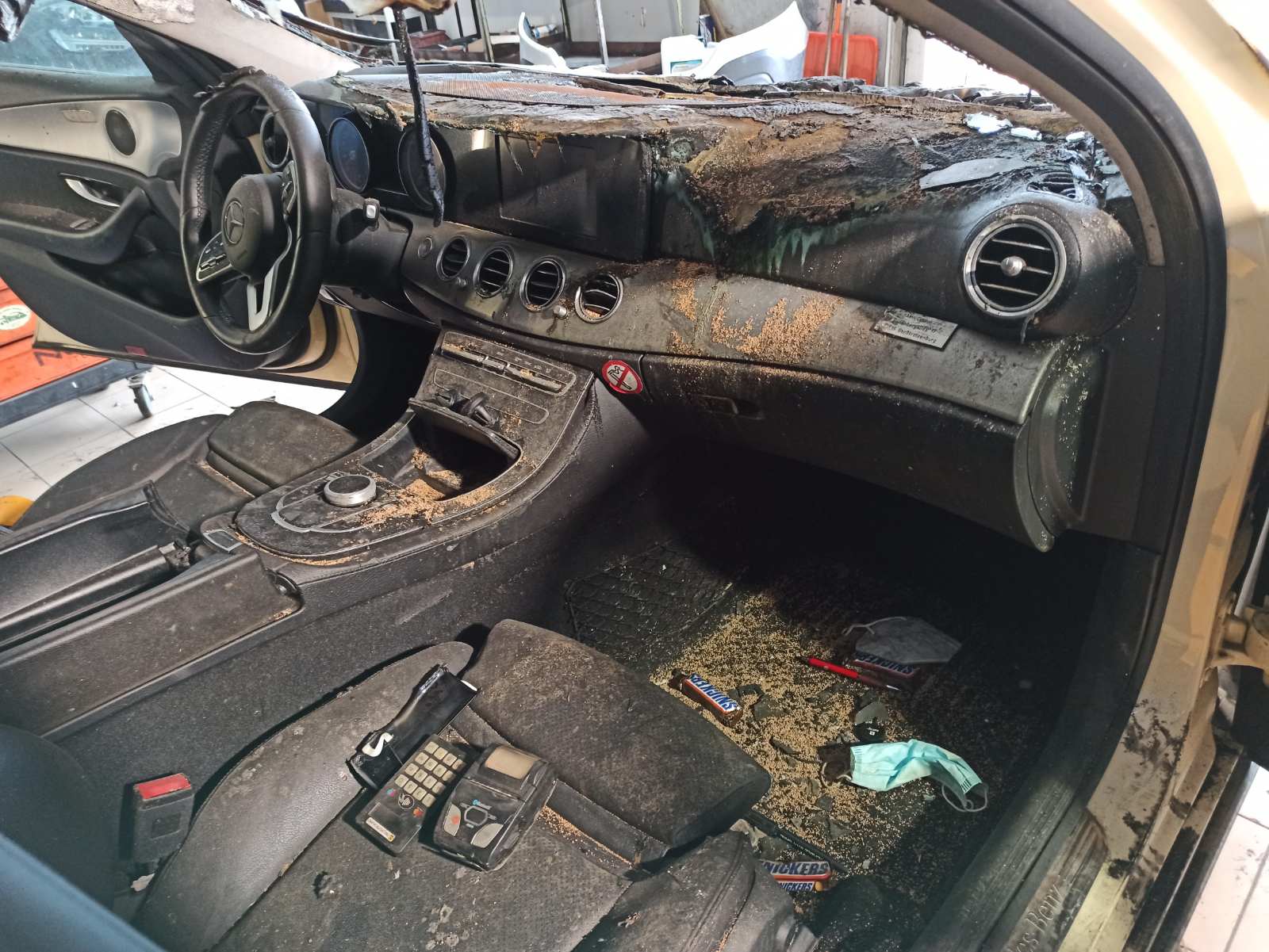 Used Mercedes Benz E-Class Holder next A2136195000