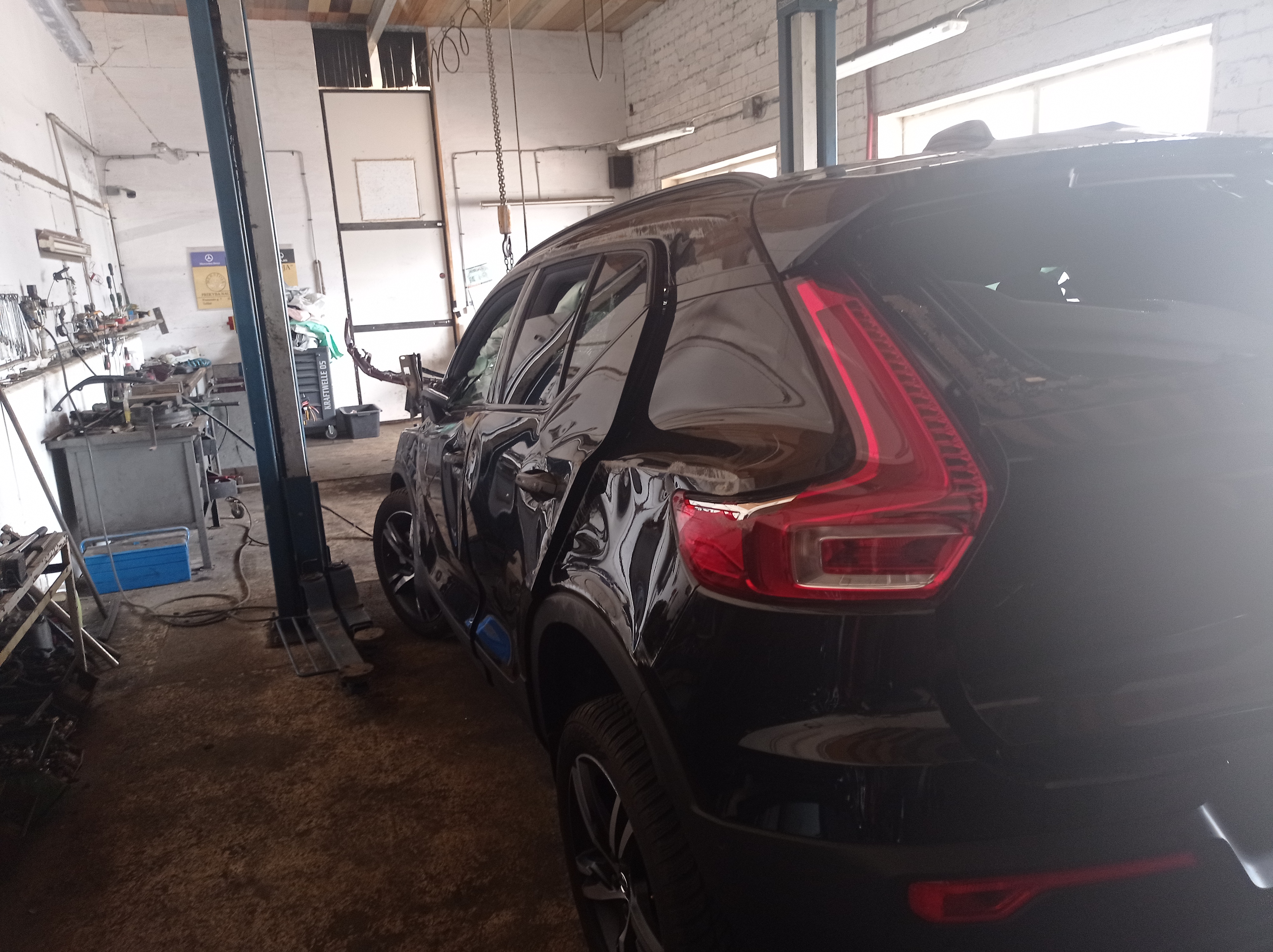 Used VOLVO XC40 Rear hub