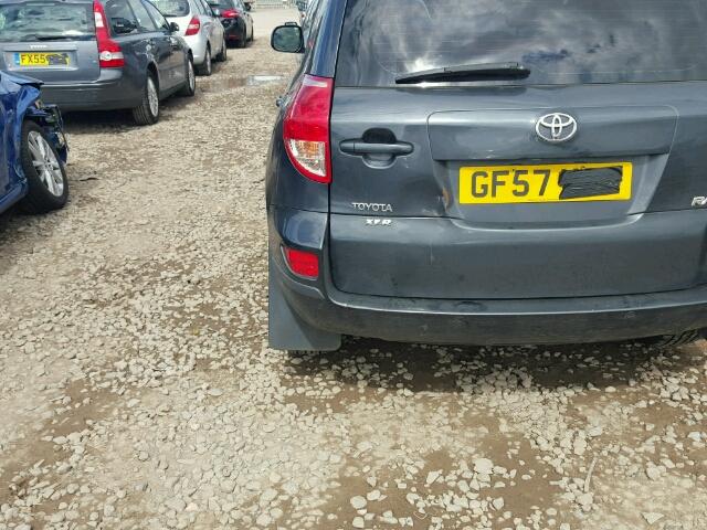 Used TOYOTA RAV 4 Rear axle and its details 4233042050