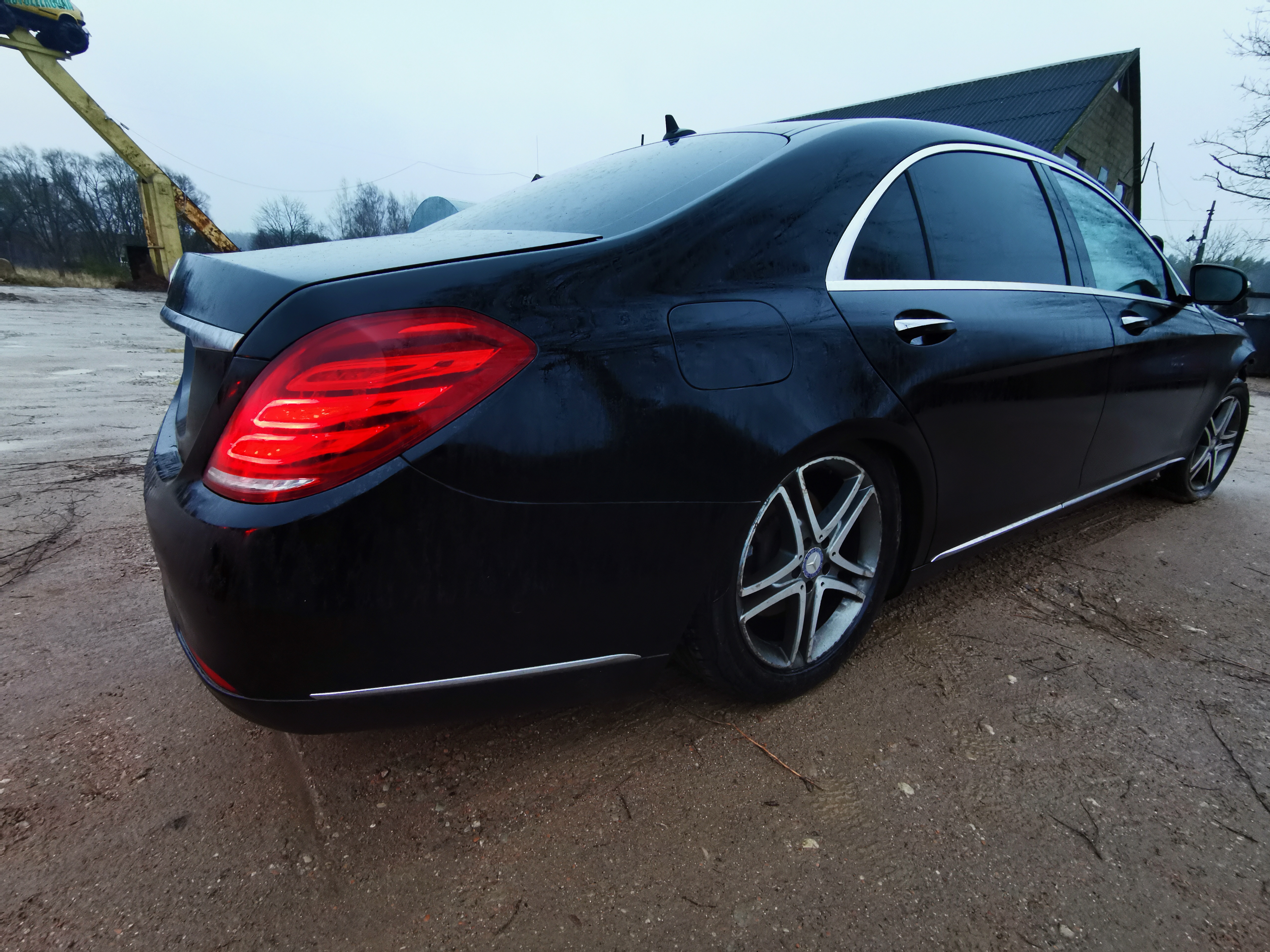 Used Mercedes Benz S-Class The rear axle pulled A2223501302