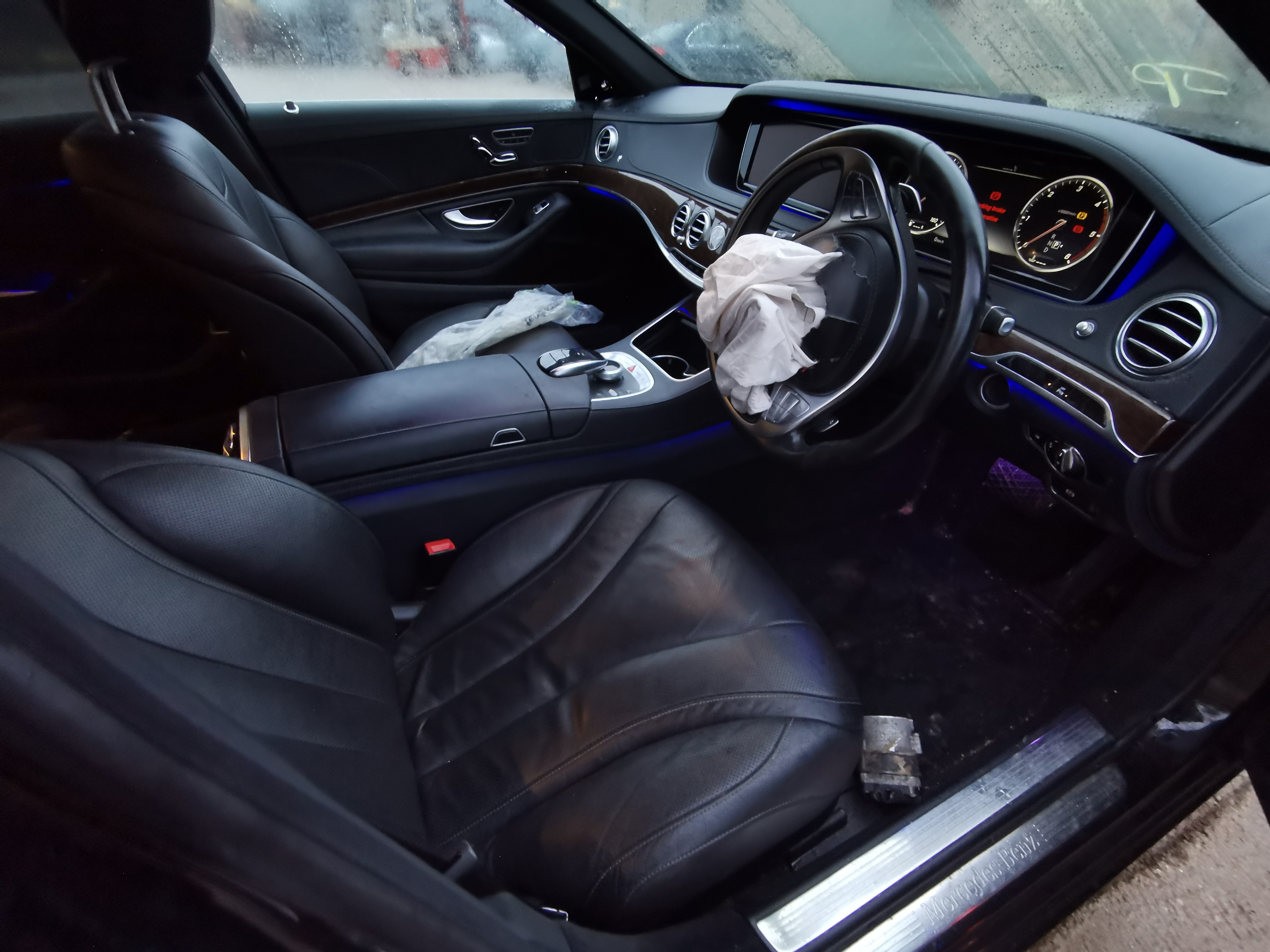 Used Mercedes Benz S-Class The rear axle pulled A2223501302