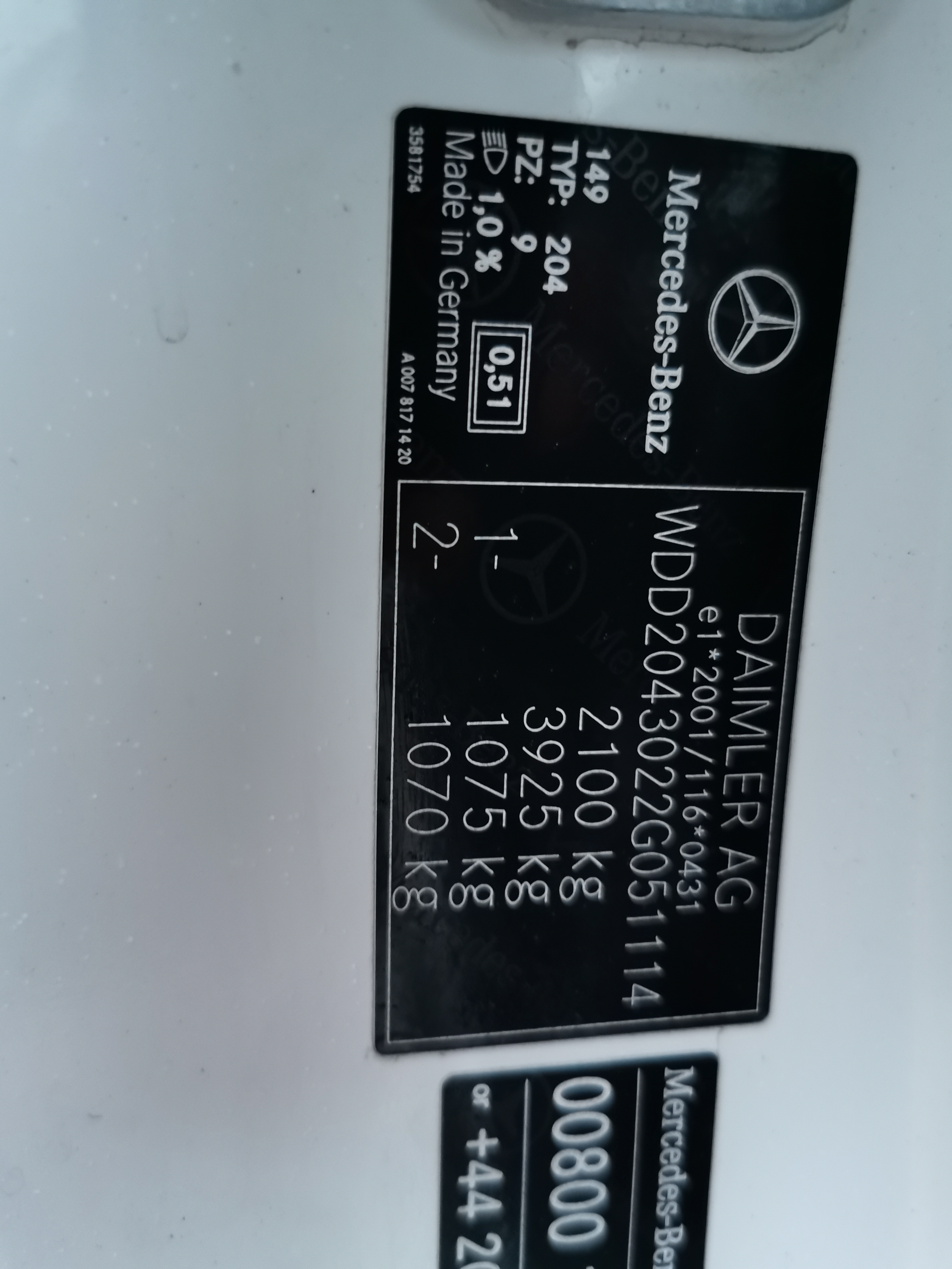 Used Mercedes Benz C-Class Another detail of the roof knockout A2048110340