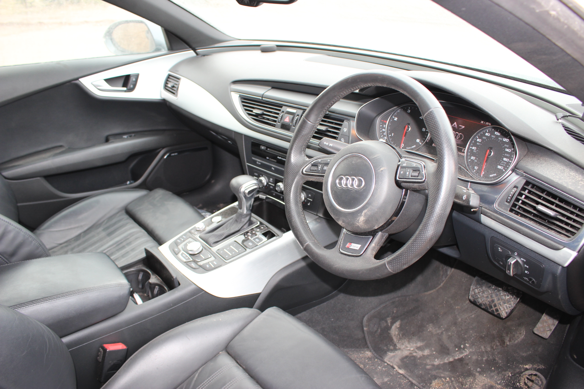 Used AUDI A7 Bonnet support/cylinder 4G8823359A