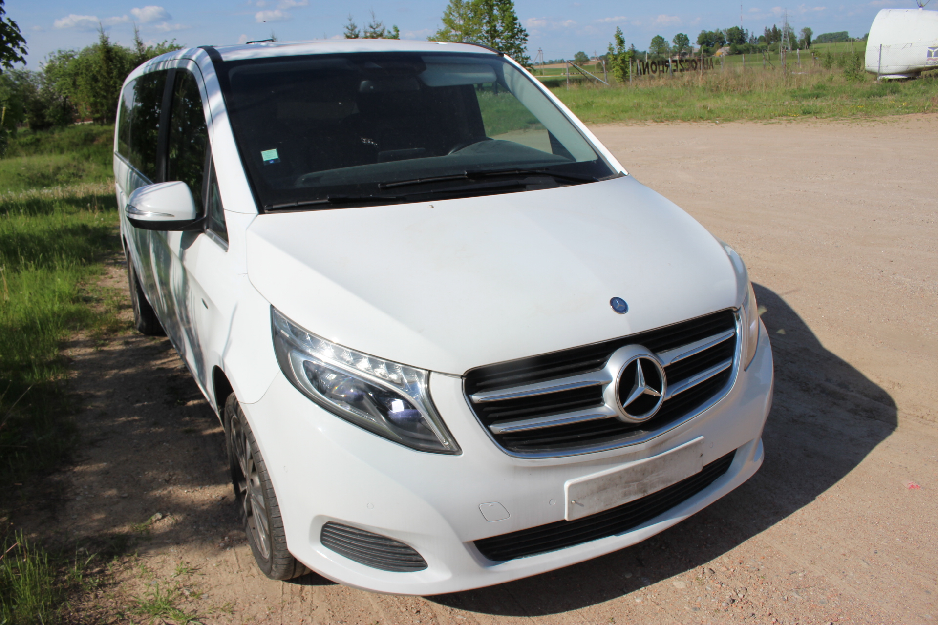 Used Mercedes Benz V-Class Sliding door bracket A4477600247