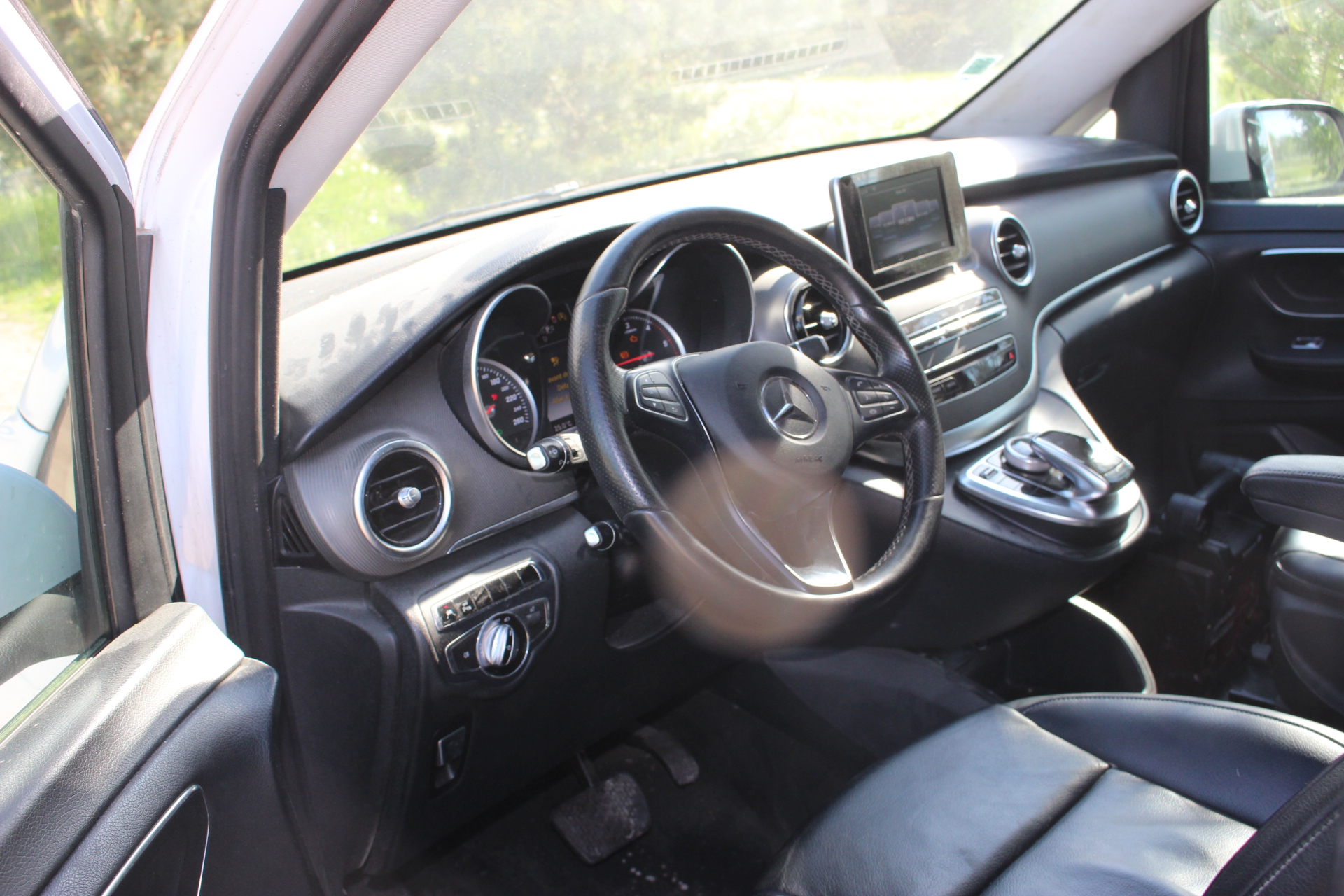 Used Mercedes Benz V-Class Sliding door bracket A4477600247