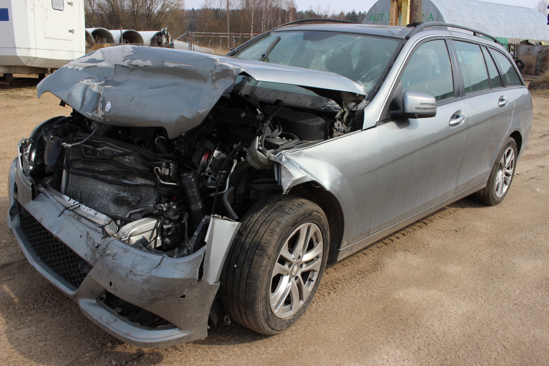 Used Mercedes Benz C-Class Another detail of the roof knockout A2048110340
