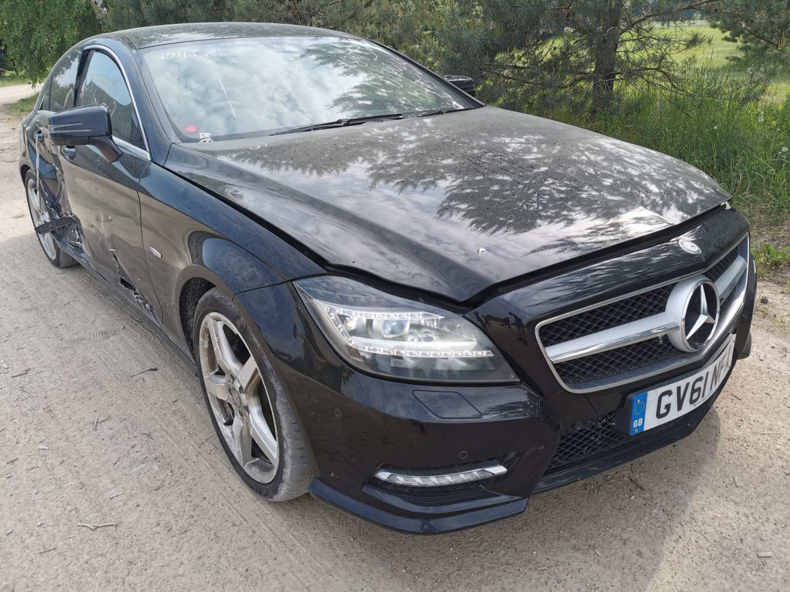 Used Mercedes Benz CLS-Class The rear axle pulled A2043501606