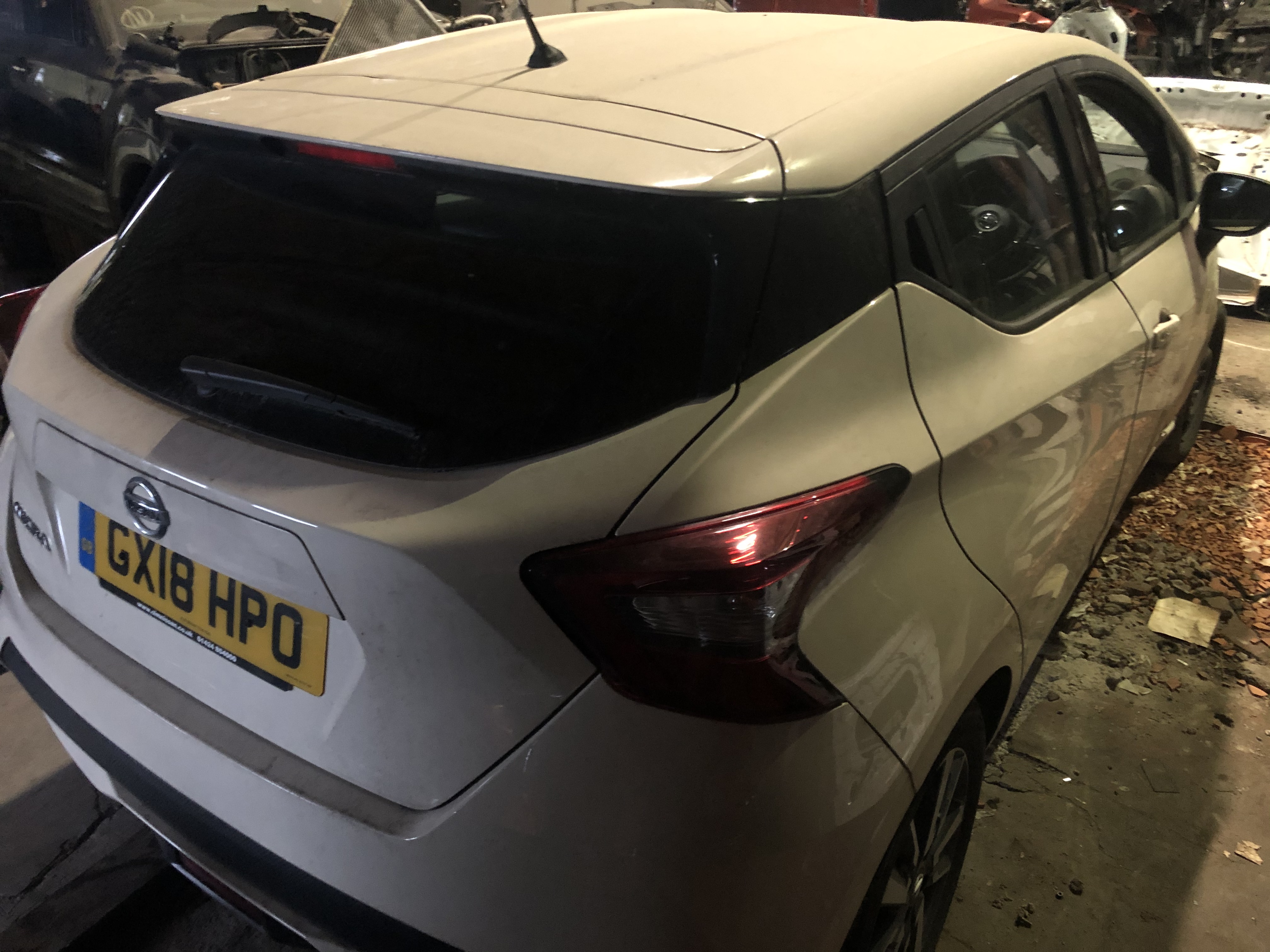 Used NISSAN Micra Thermostat housing 110616064R