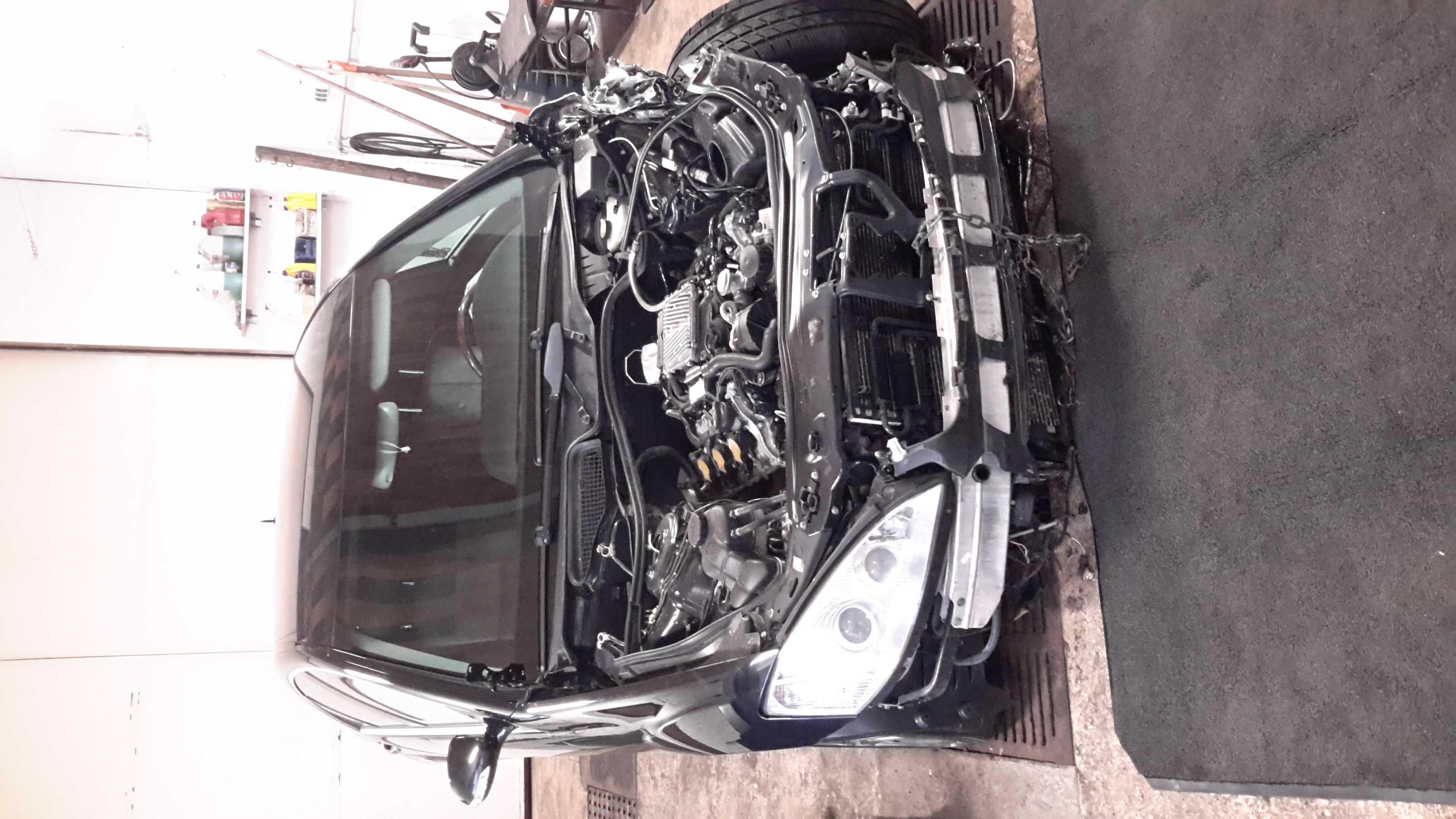 Used Mercedes Benz S-Class Front door strip to the glass exterior ...