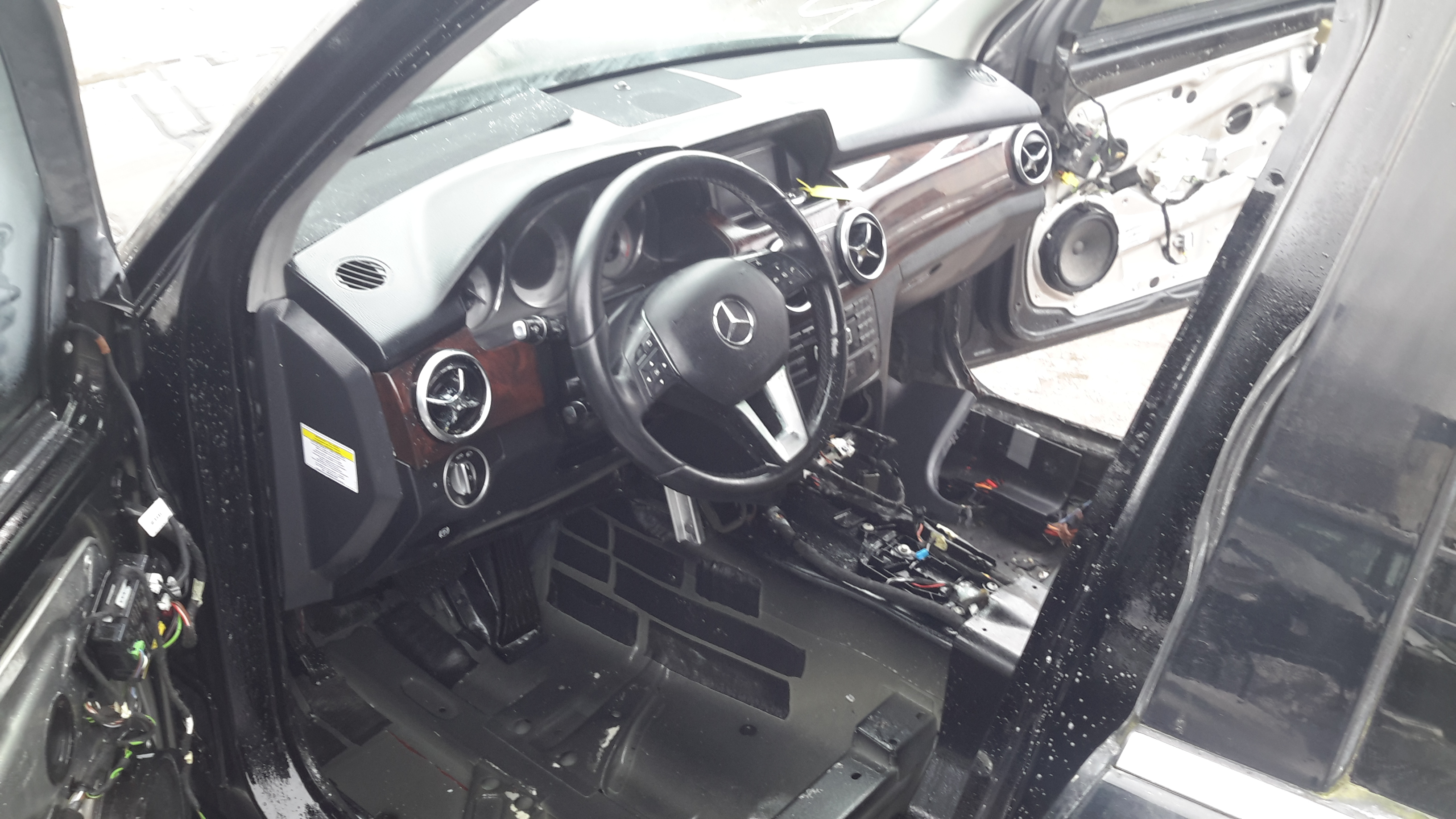 Used Mercedes Benz GLK-Class Dashboard trim A2046803908