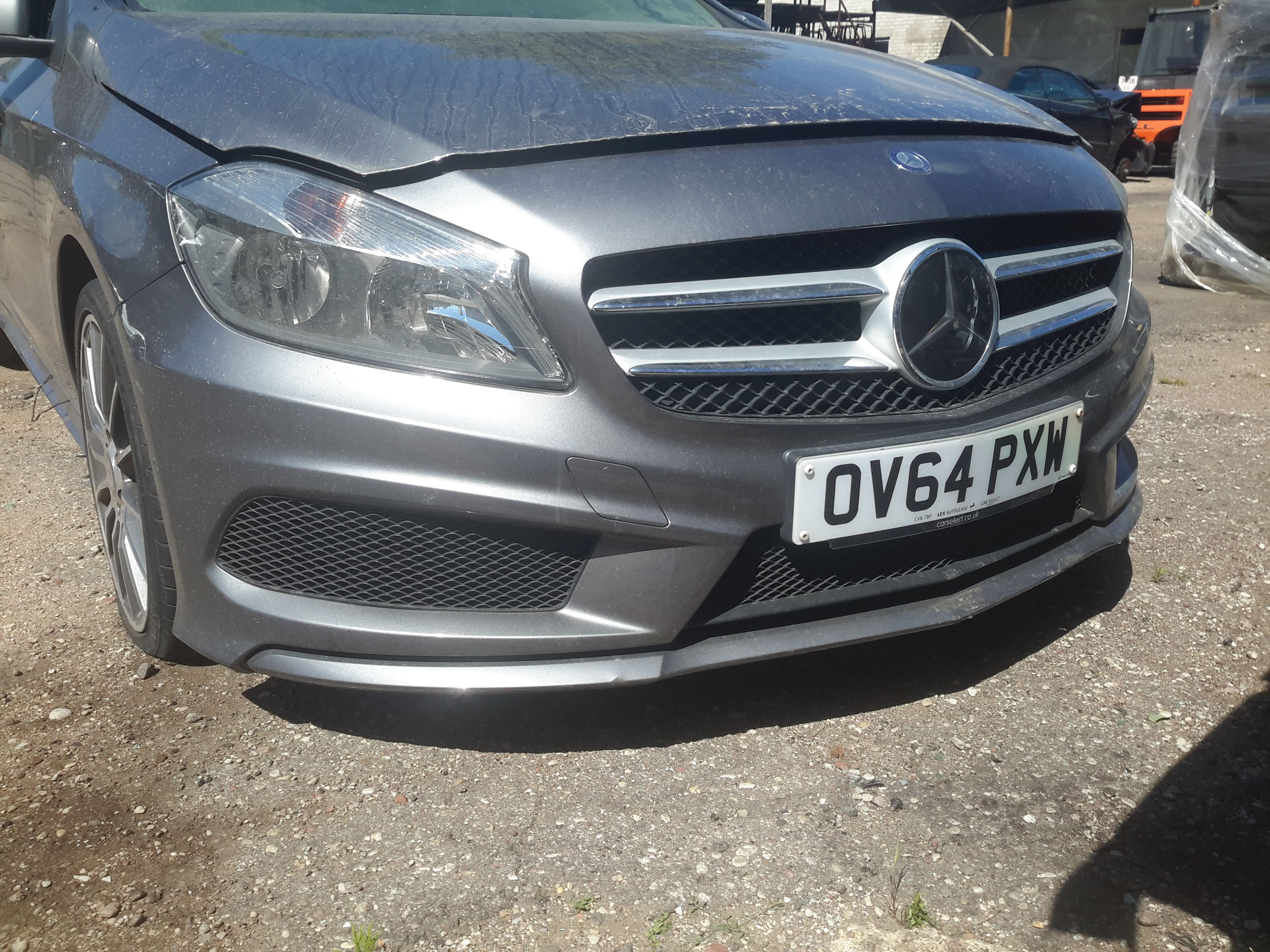 Used Mercedes Benz A-Class Rear bumper bracket A1768850165