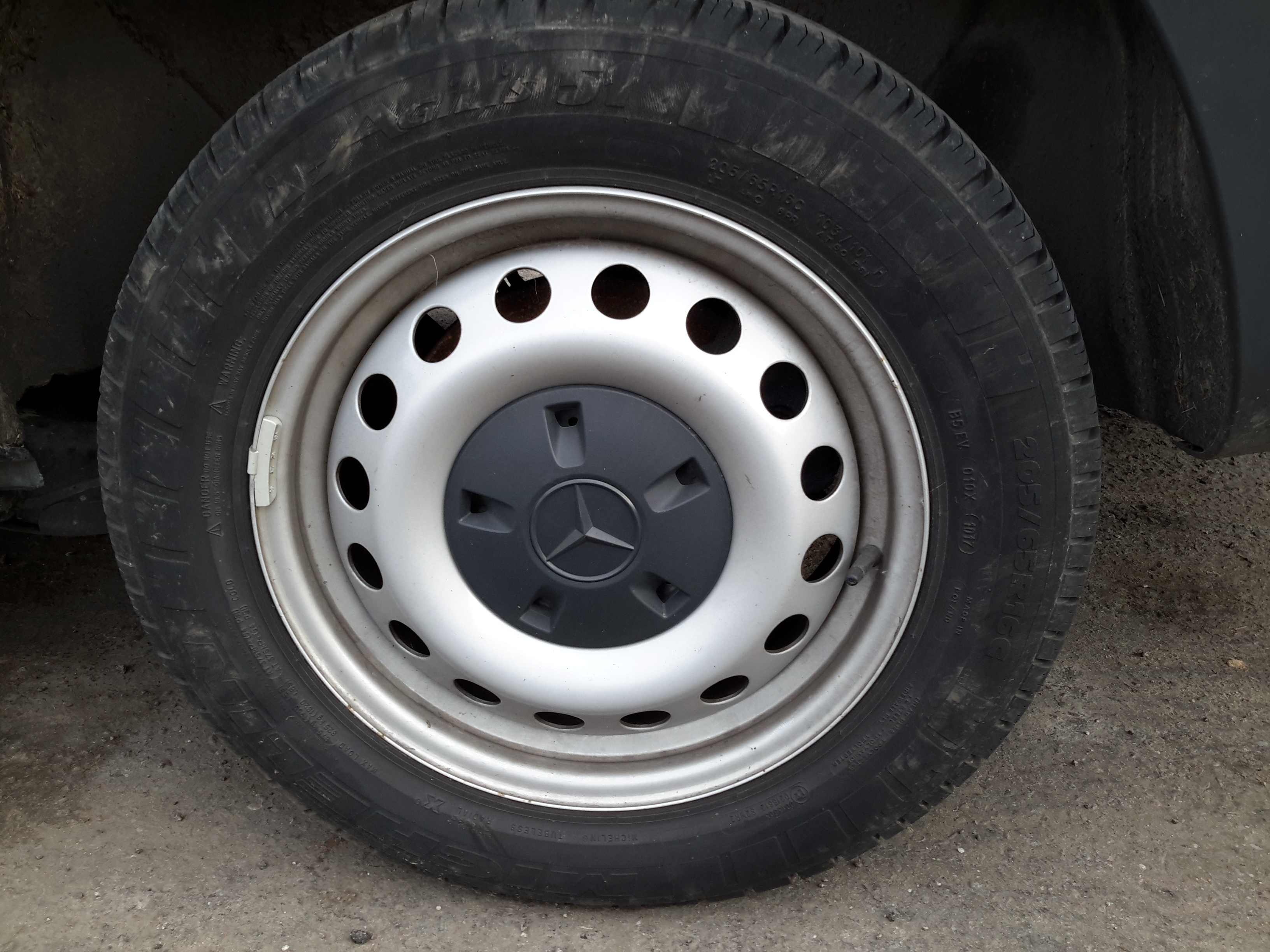 Utilisé Mercedes Benz Vito products.Slankiojančių durų pavaža A4477660737