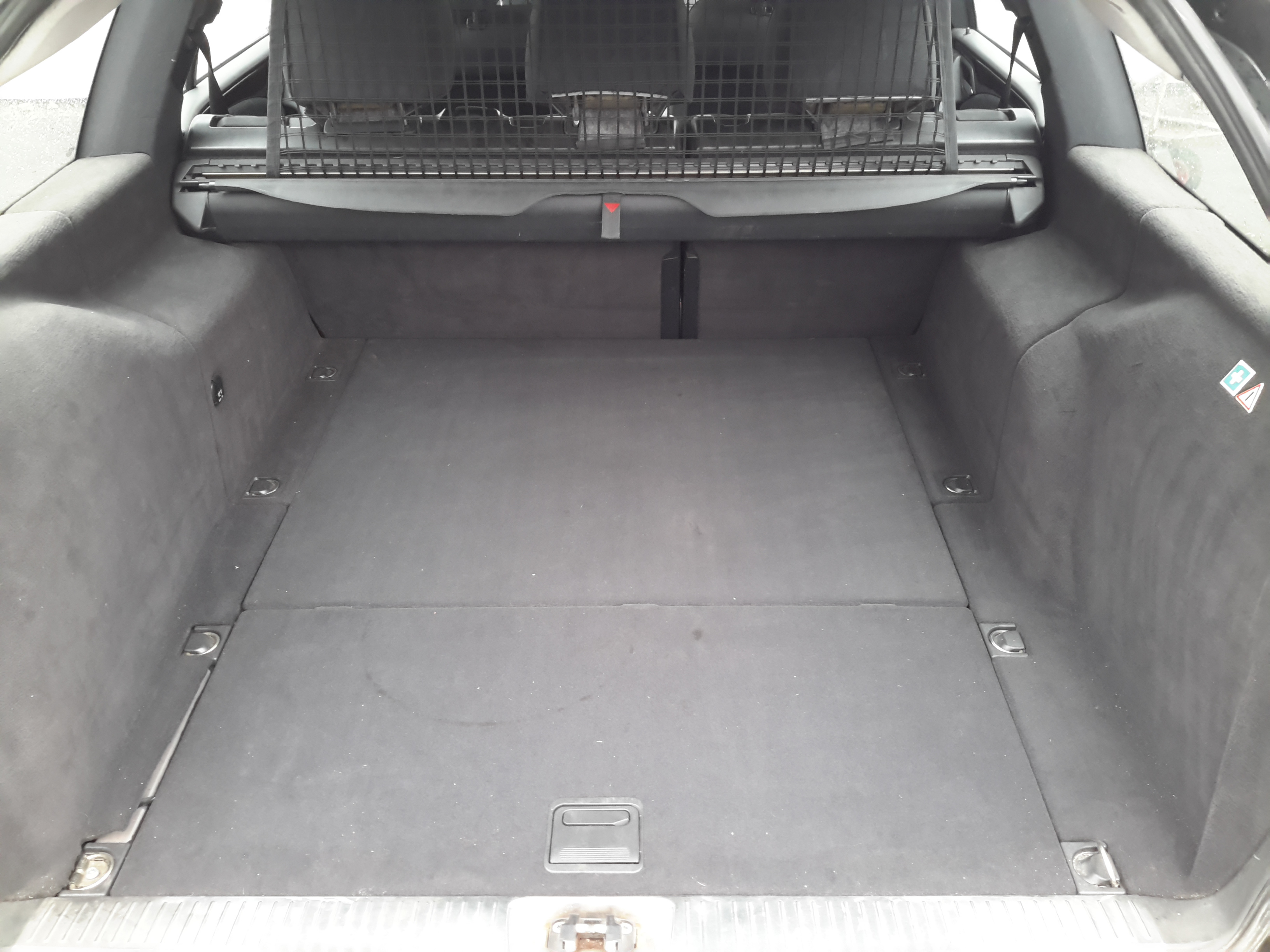 Used Mercedes Benz E-Class Air conditioning radiator A2108300370