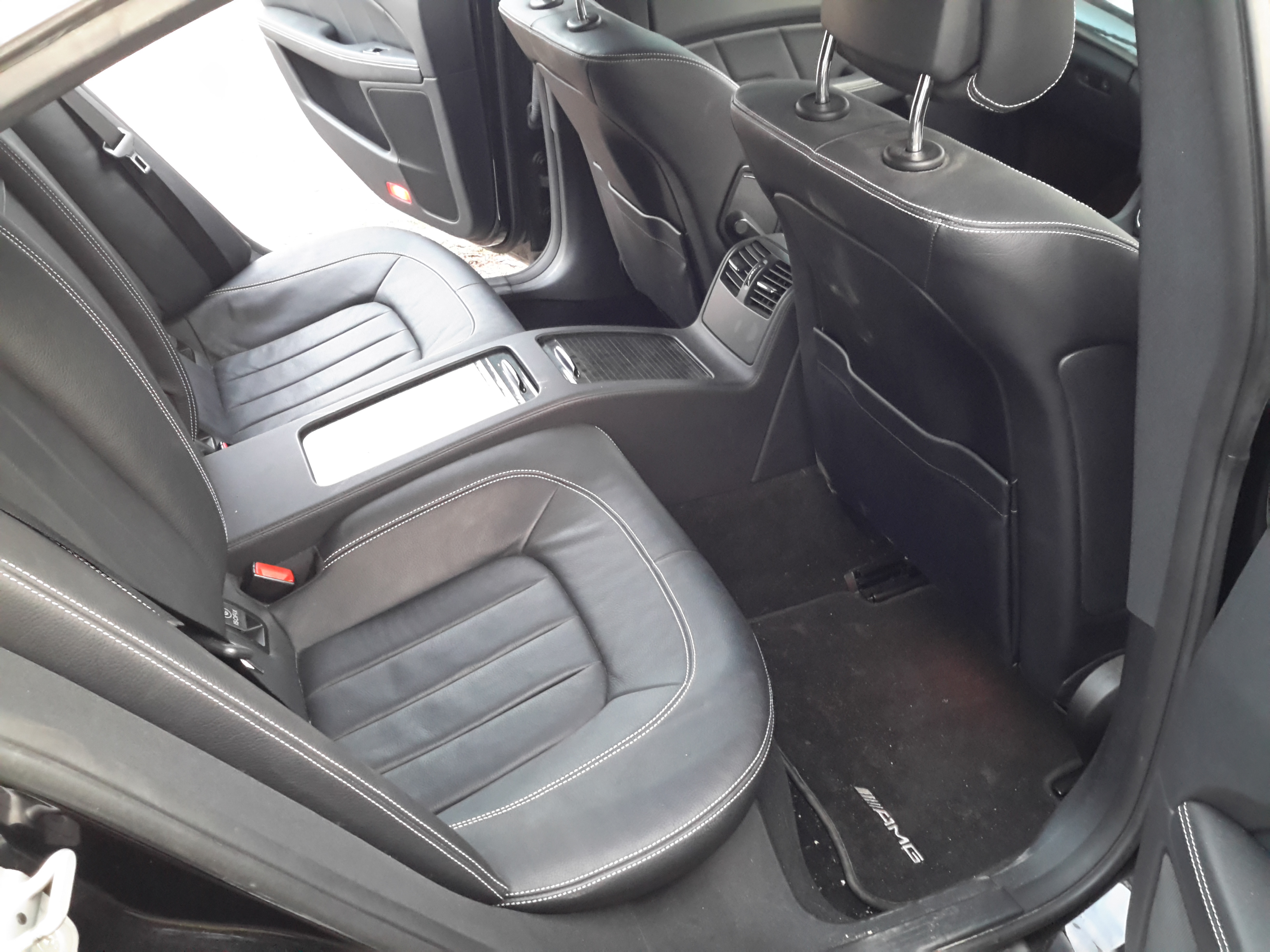 Used Mercedes Benz CLS-Class Front door strip to the glass exterior ...