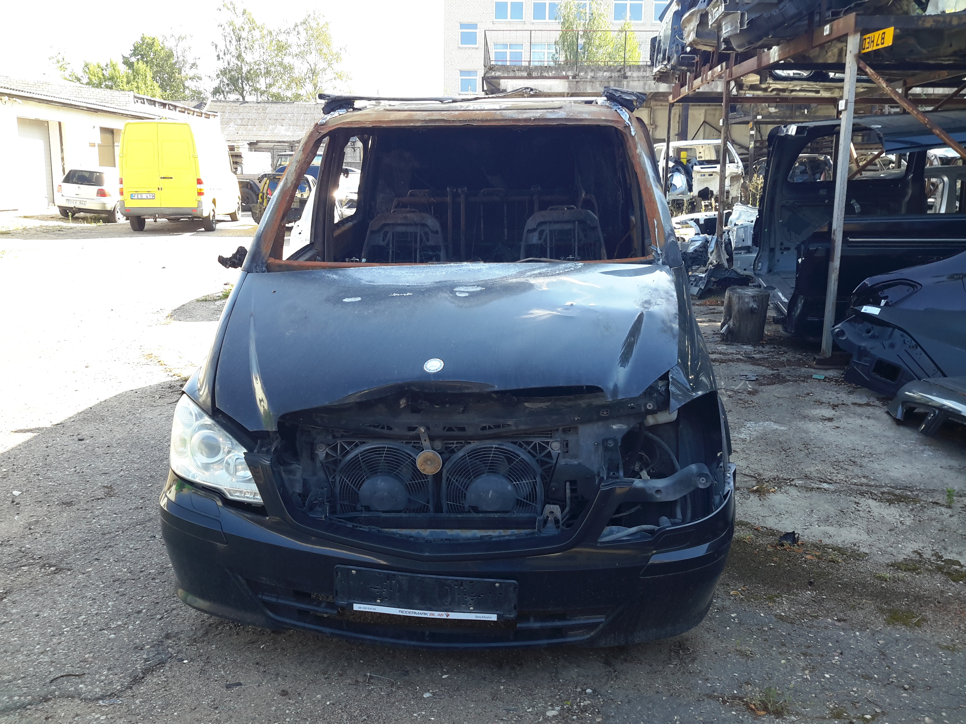 Used Mercedes Benz Vito Rear axle and its details A6393501710