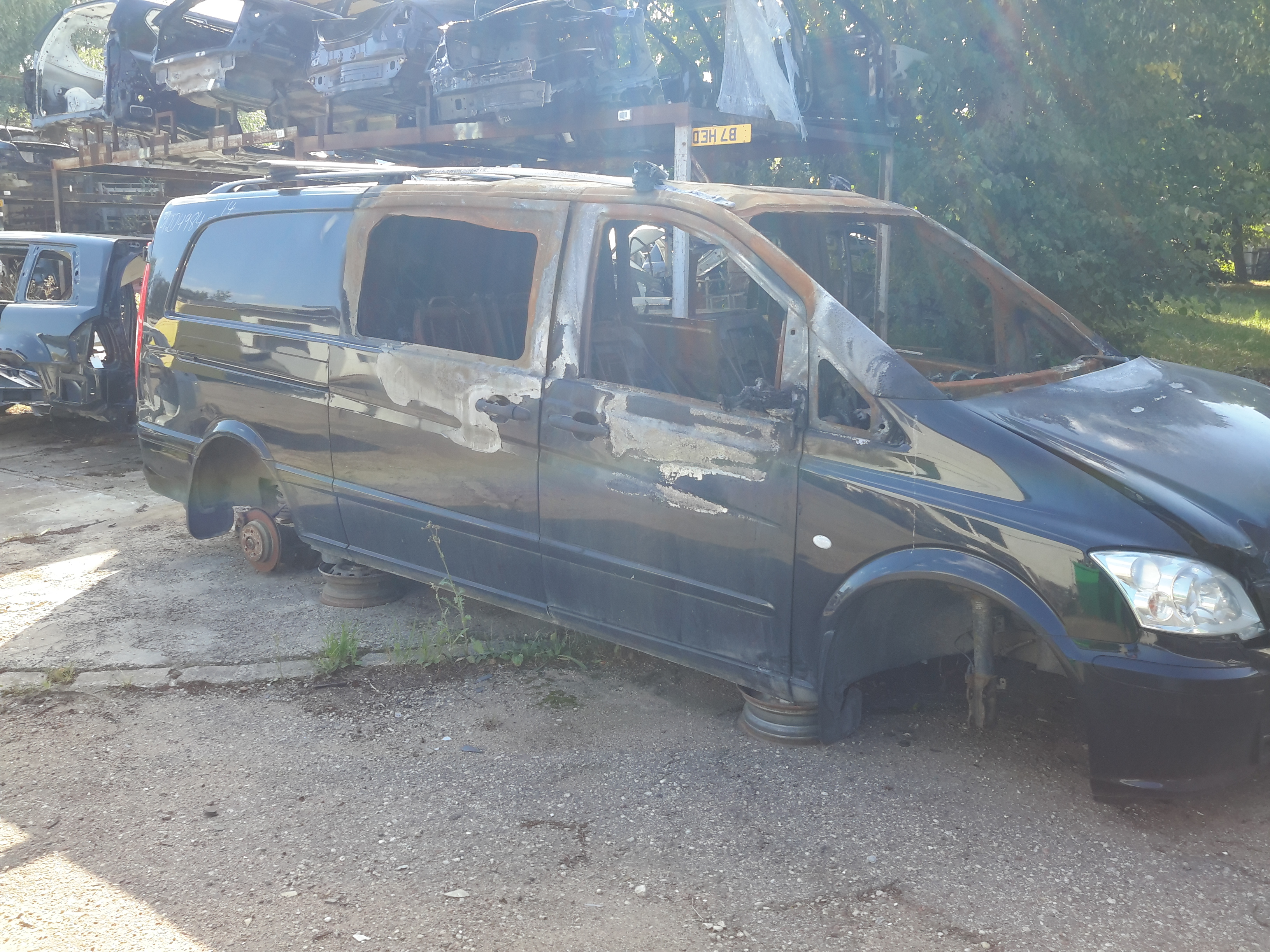 Used Mercedes Benz Vito Rear axle and its details A6393501710