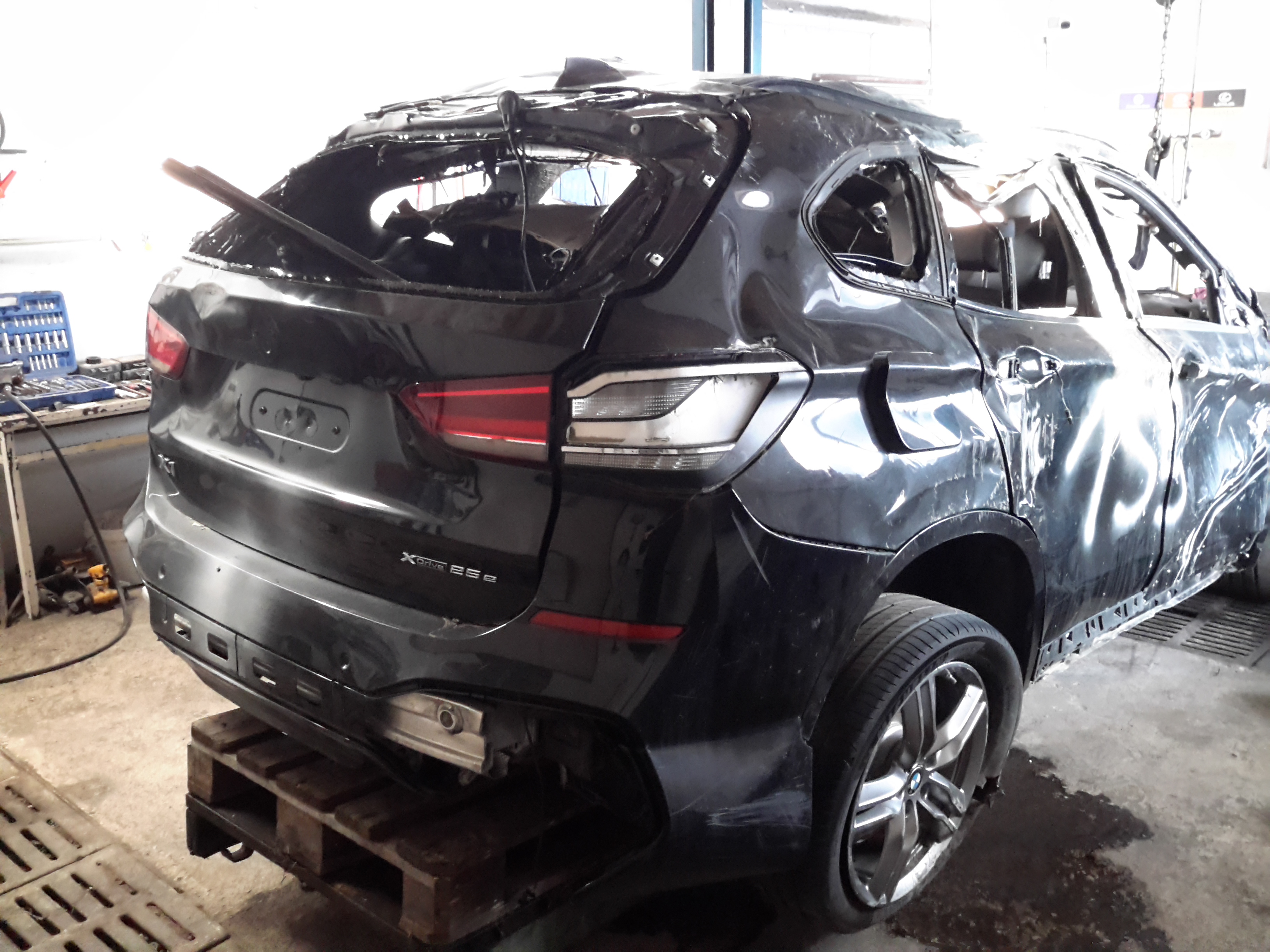 Used BMW X1 Turbine cooling pipe 7648352