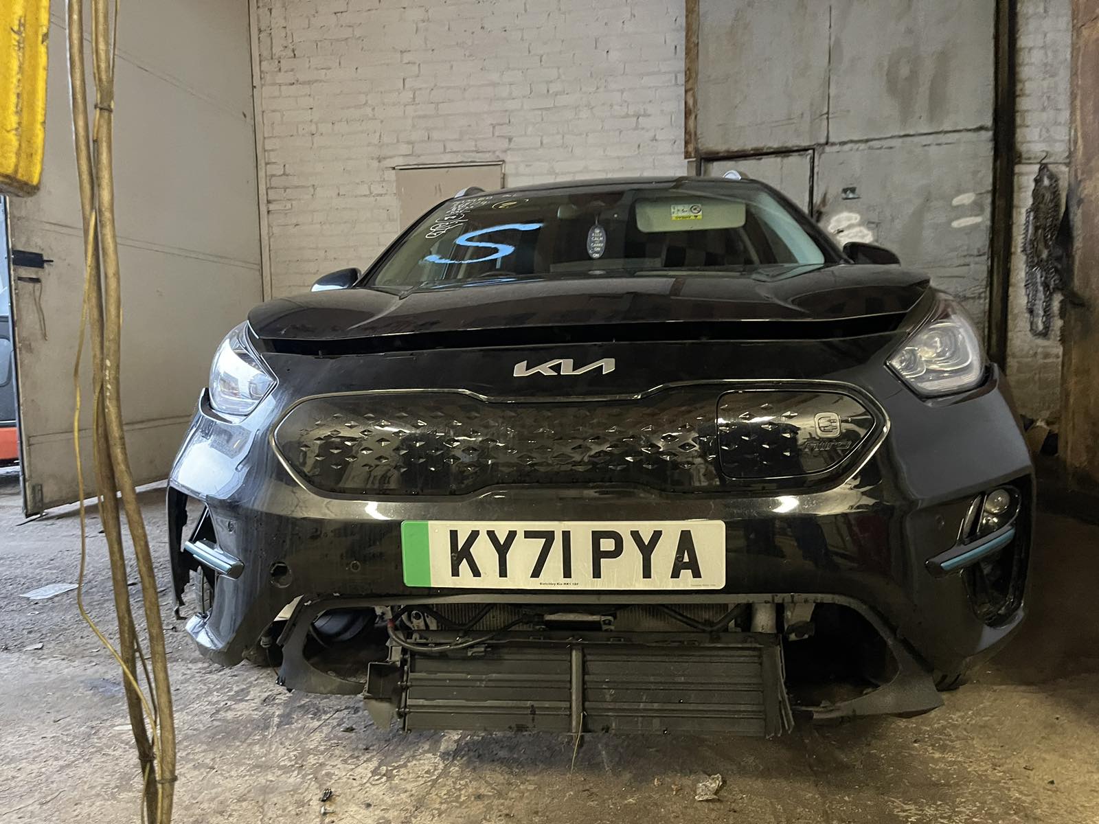 Utilisé Kia Niro Grille de calandre avant 86351Q4000