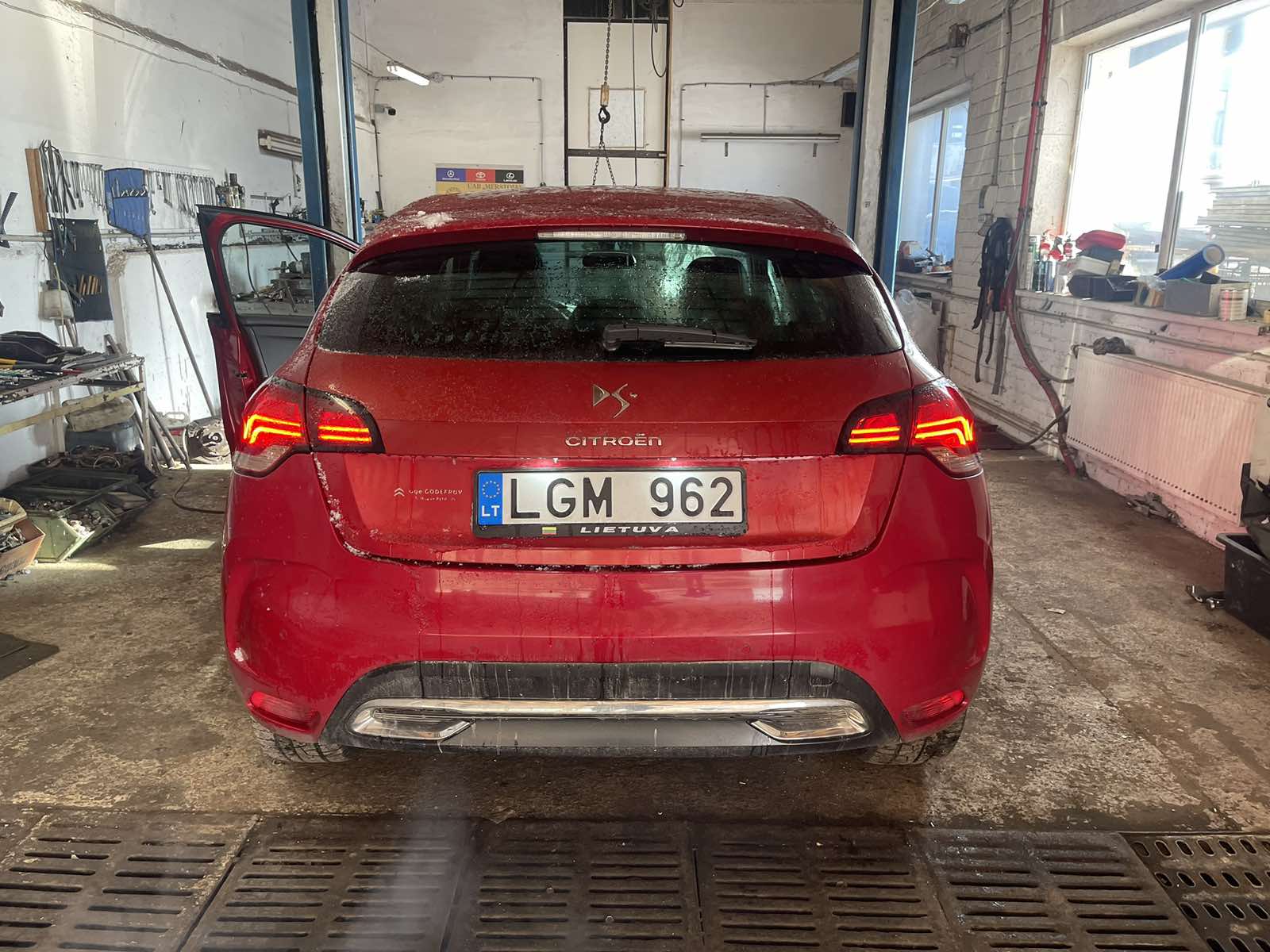 Used Citroen DS4 Trunk lid and its parts