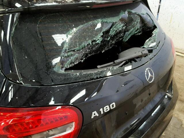 Used Mercedes Benz A-Class Hose for air conditioning A2468302415