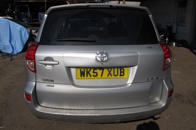 Used TOYOTA RAV 4 Water pump 1610039465