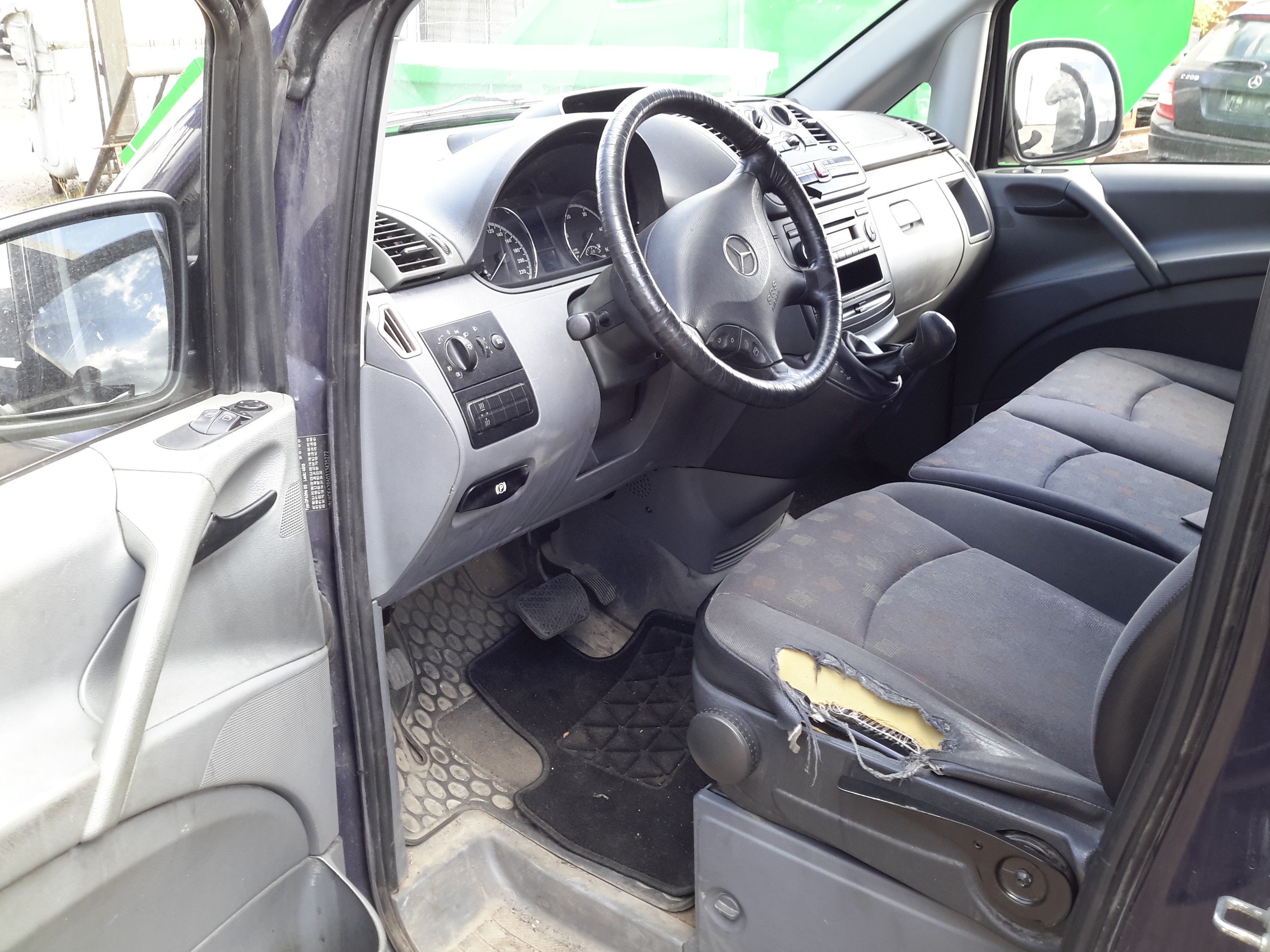 Used Mercedes Benz Vito Strap tensioner A6462000570
