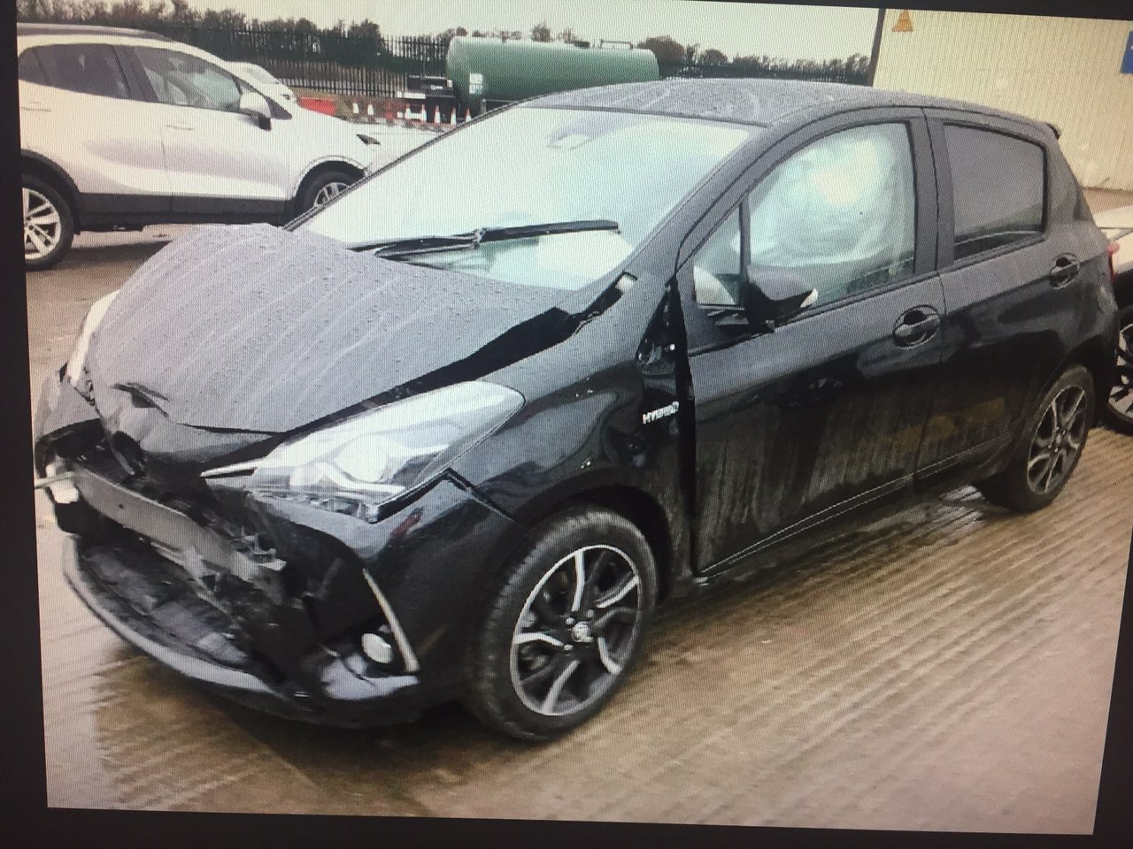Naudotas TOYOTA Yaris Bagažinės dangčio užraktas 69350-02090