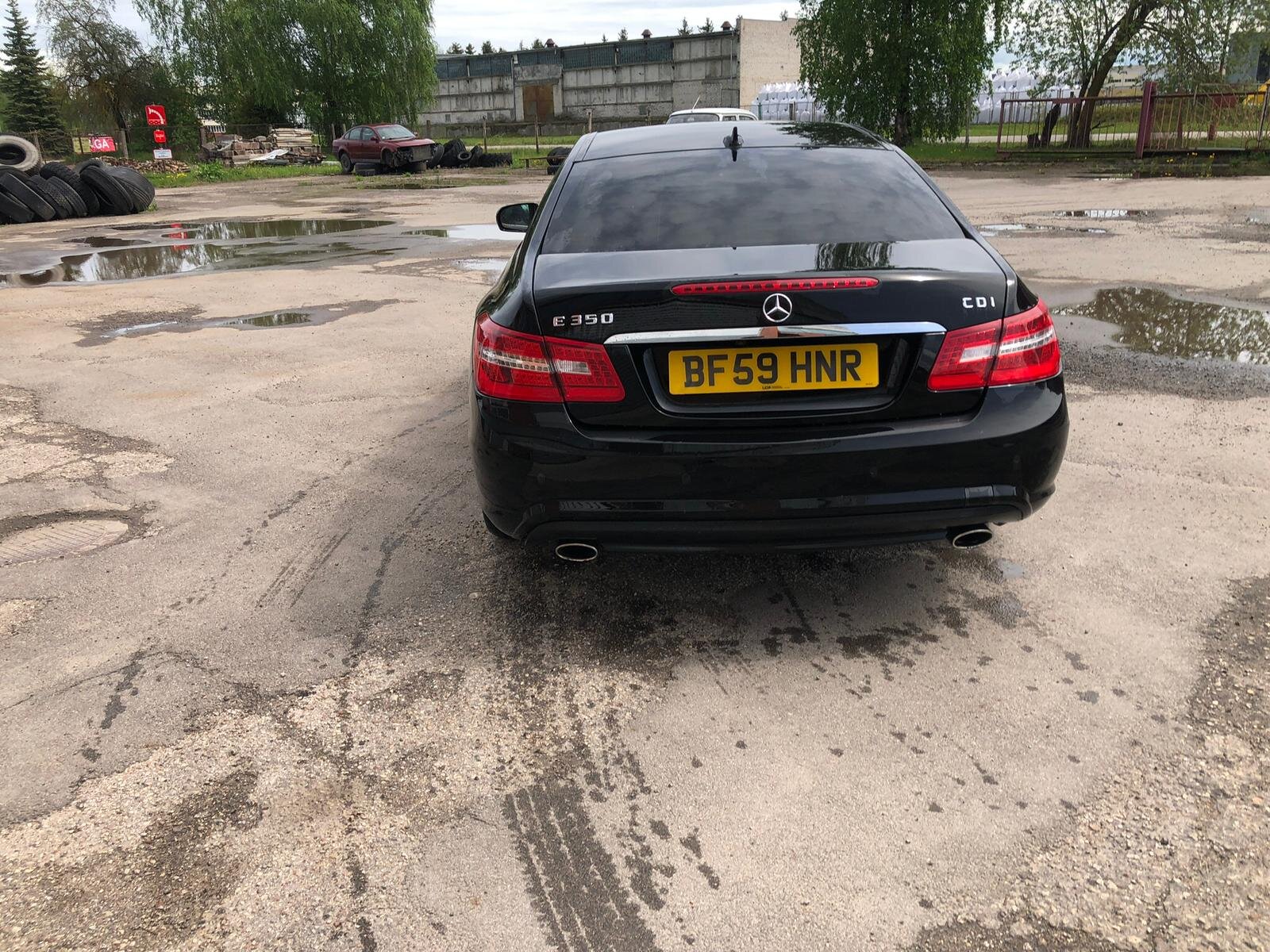 Used Mercedes Benz E-Class Emergency signs A2048900114