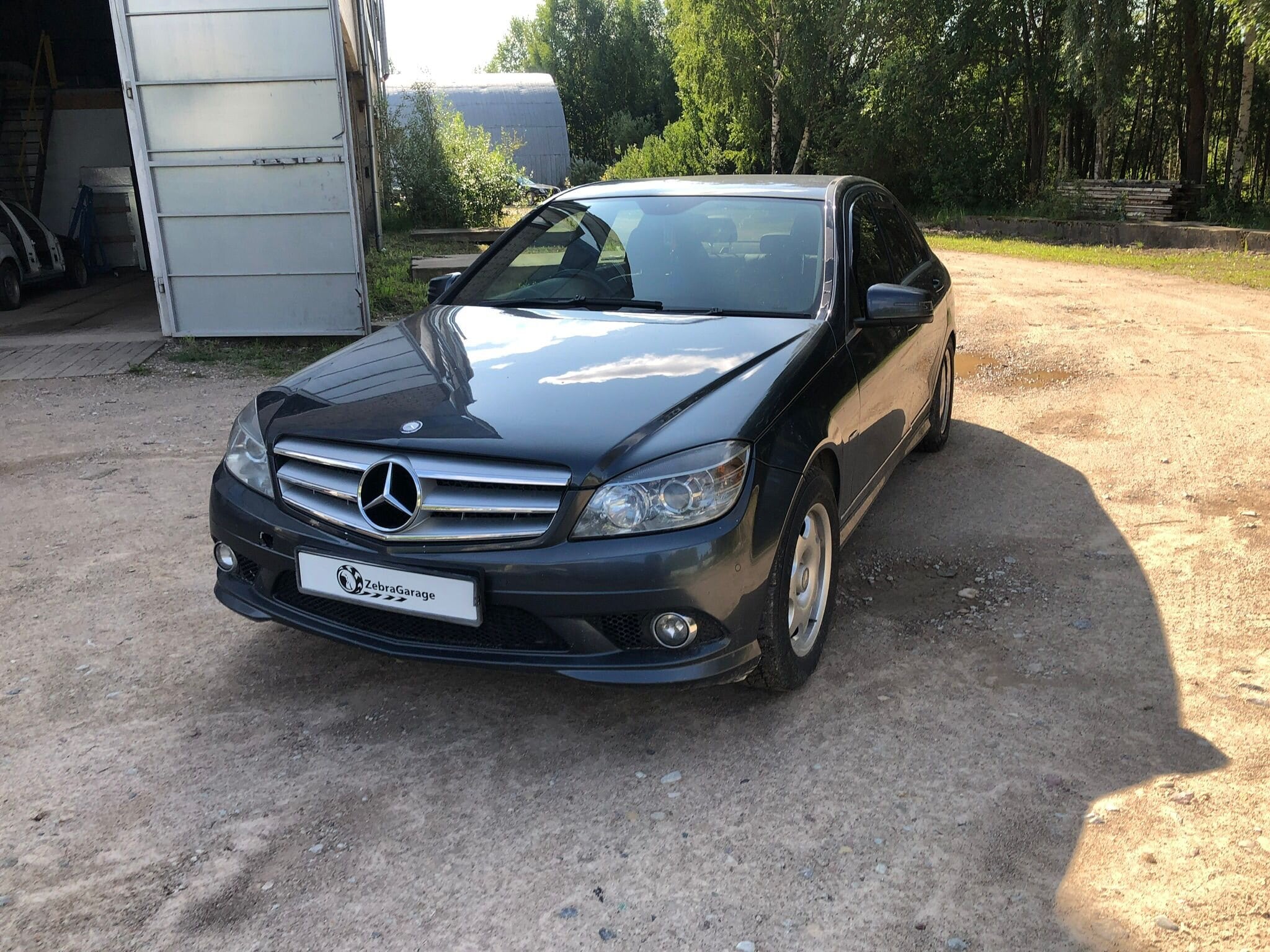 Used Mercedes Benz C-Class Rear panel interior trim A2046900825