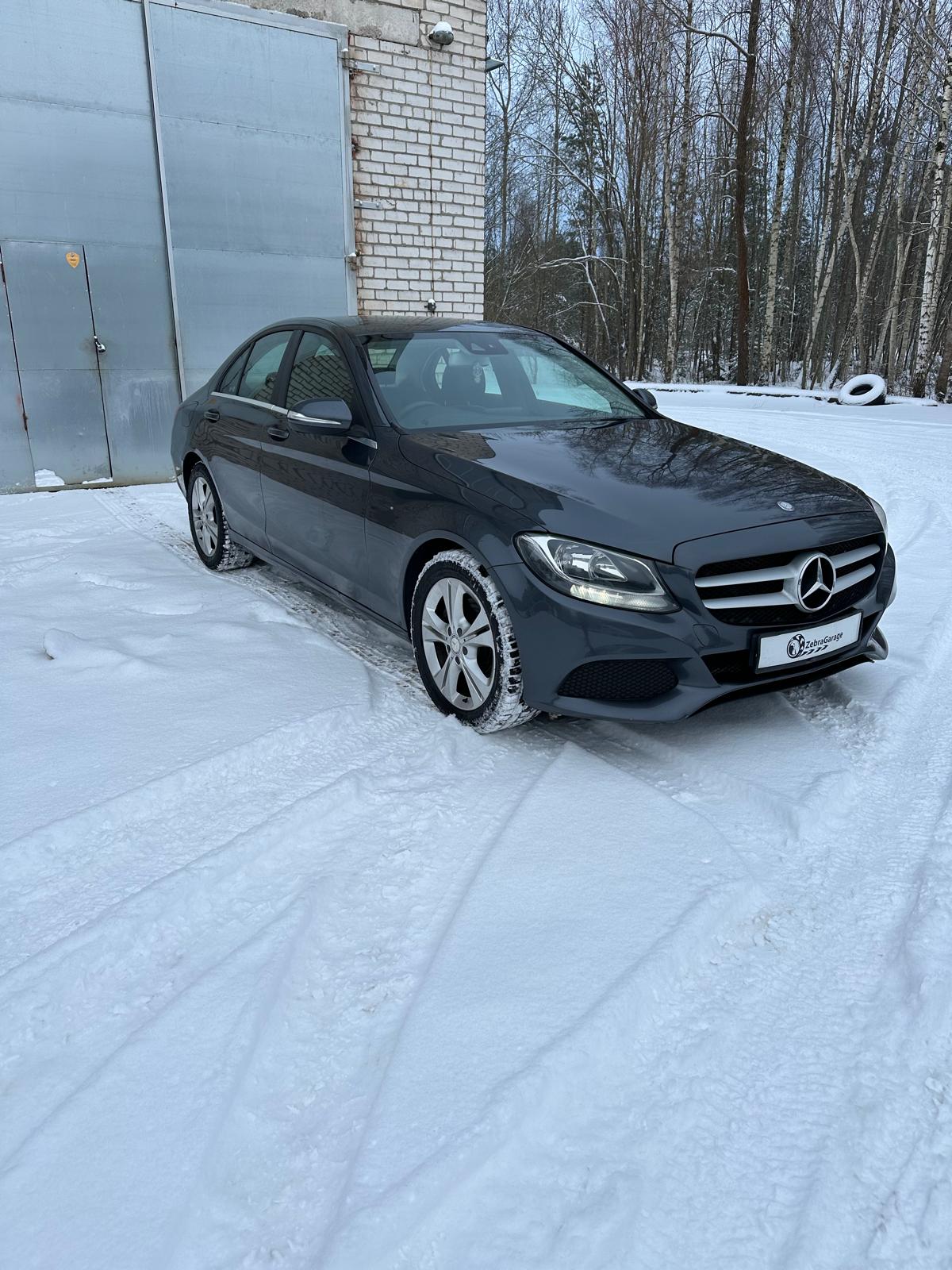 Used Mercedes Benz C-Class The sensor is different A0009068705