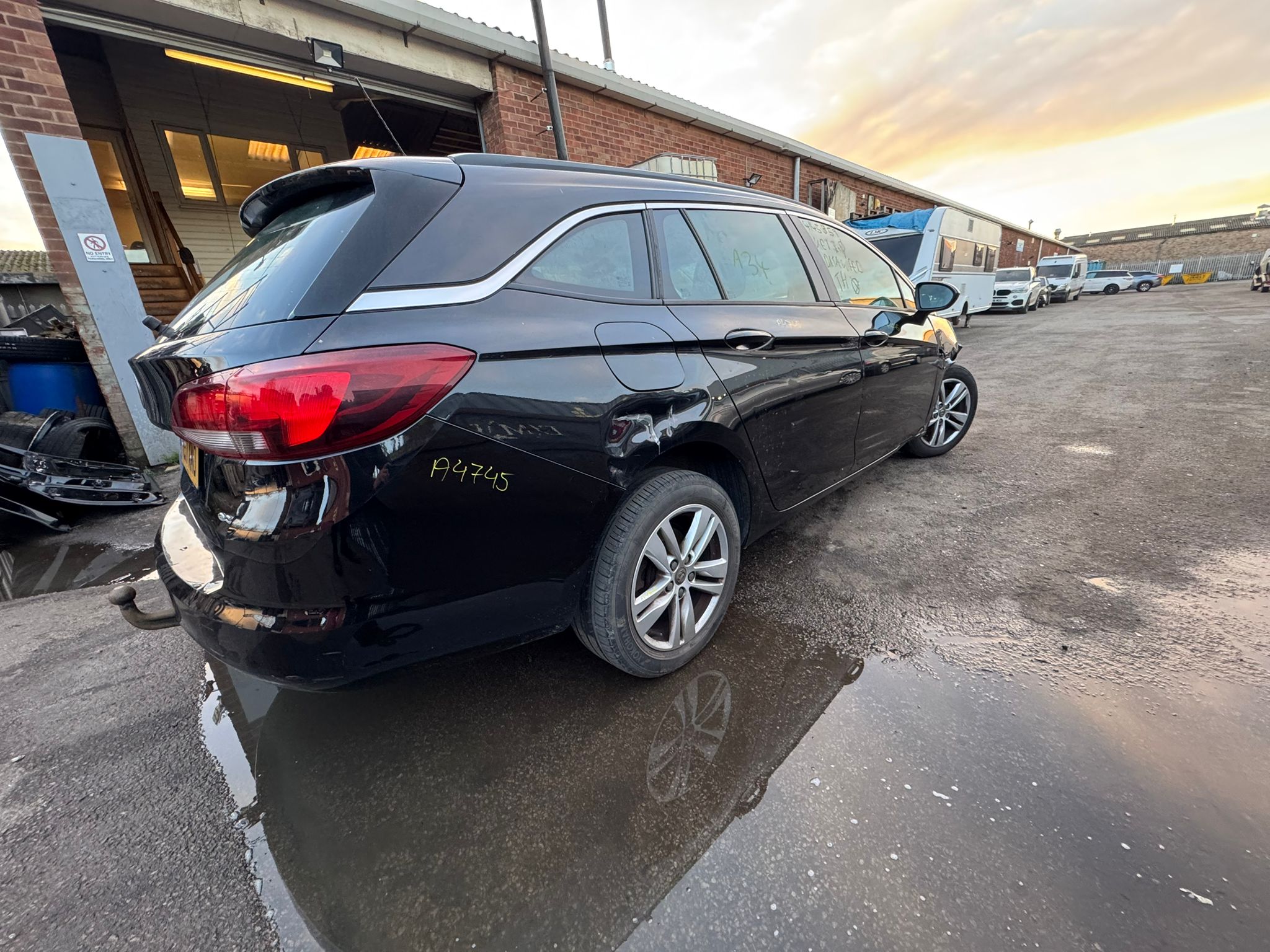 Used Opel Astra Side mirror and its details