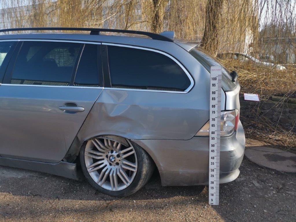 Used BMW 5 SERIES Air intake hose 7521011