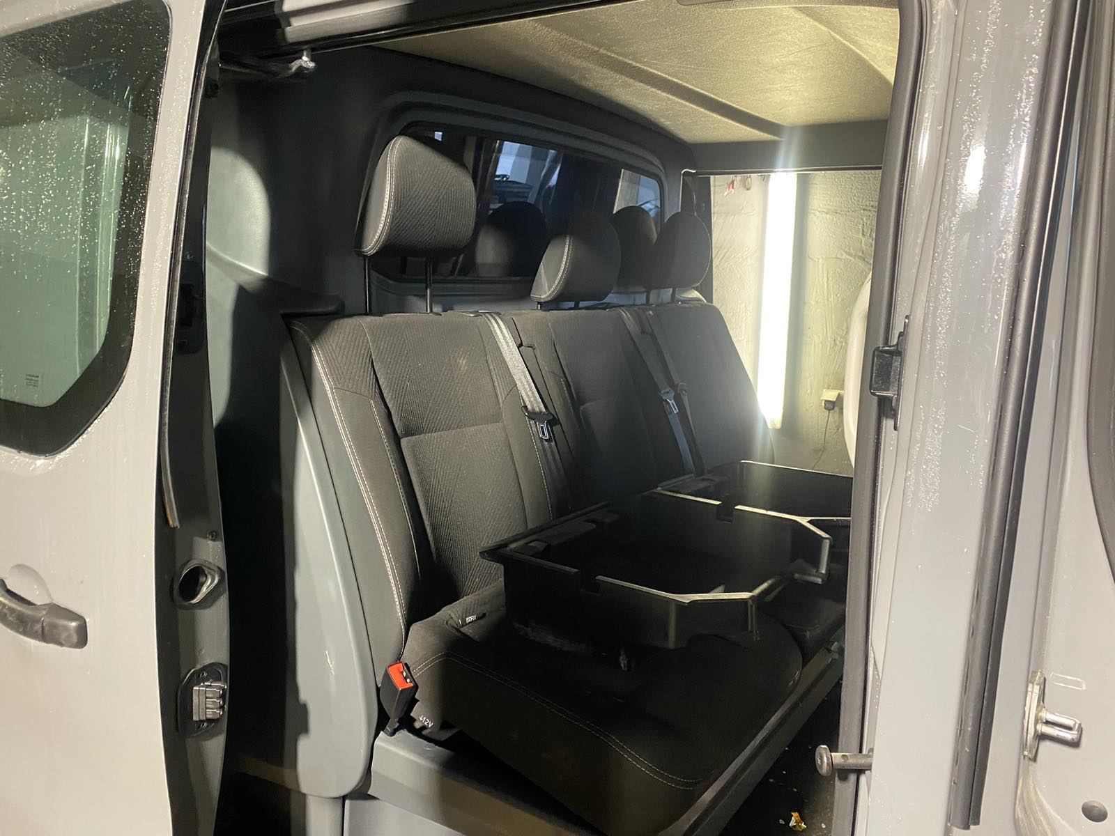 Used RENAULT Trafic Cooling radiator hose 924106155R