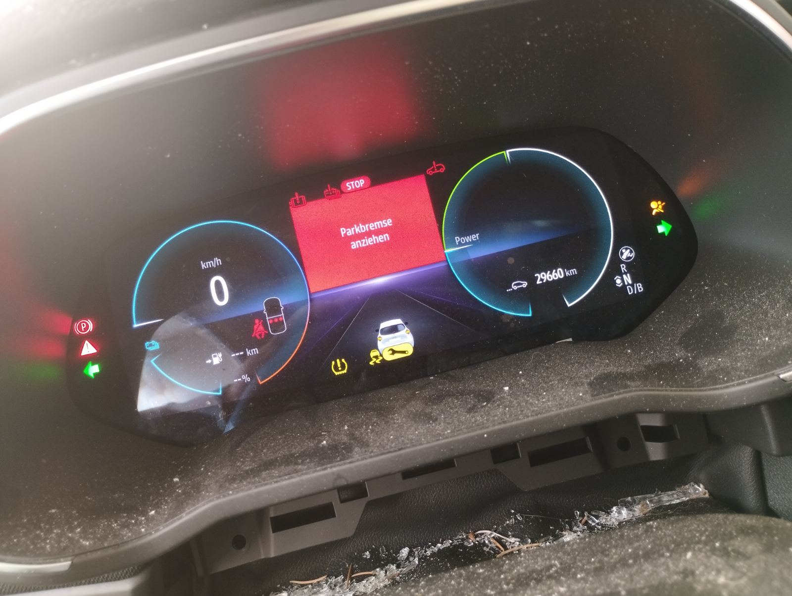 Used RENAULT Zoe Radiator set and its details