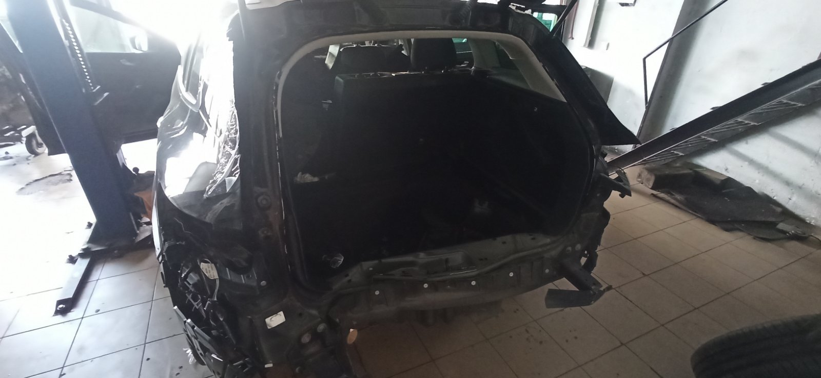 Used RENAULT Megane Front bumper reflector 261306376R