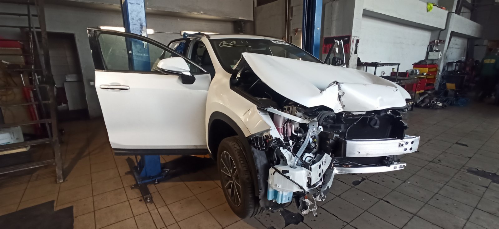 Used LEXUS NX Rear bumper bracket 5259278030