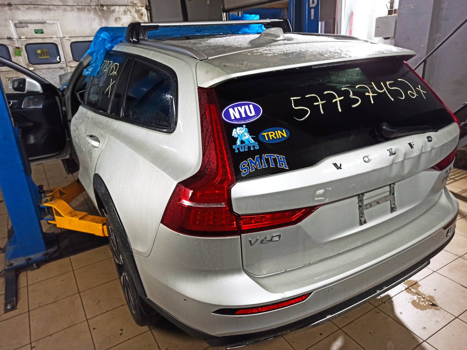 Used VOLVO V60 Muffler 32292077