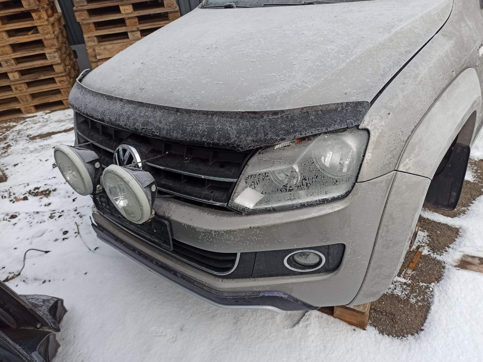 Used Volkswagen Amarok Air deflector cooling radiator 2H0121330