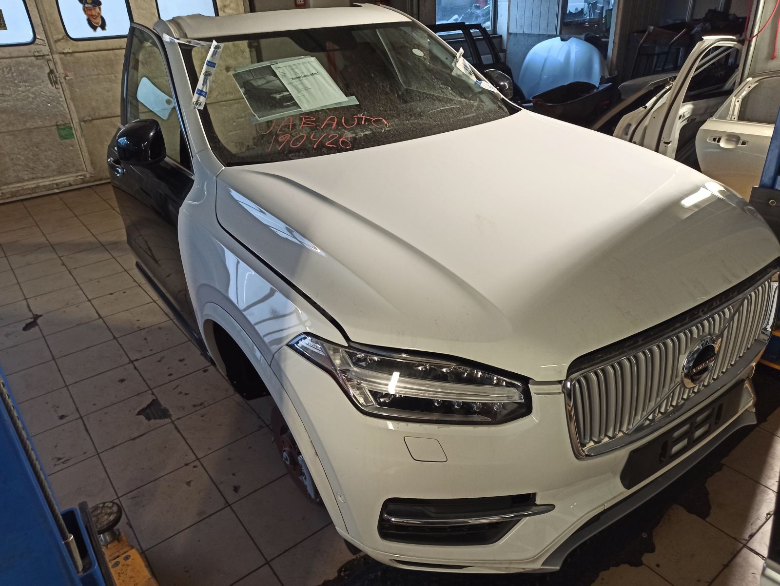 Utilisé VOLVO XC90 Poignée Ouverture Du Capot Moteur 31651260