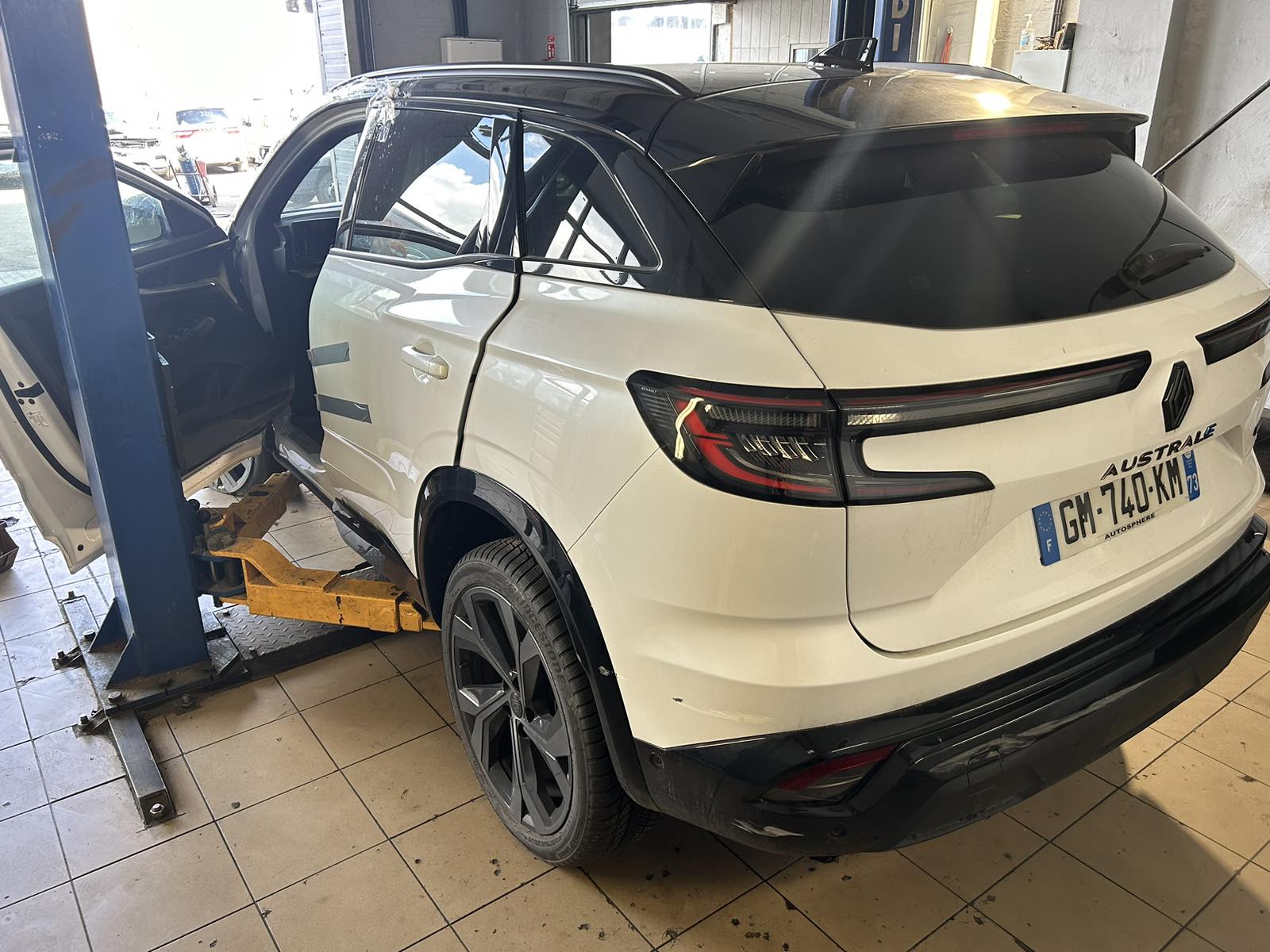 Used RENAULT Austral Rear side door opening limiter 824309801R