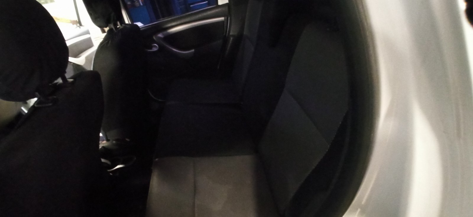 Used Dacia Duster Radiator set and its details