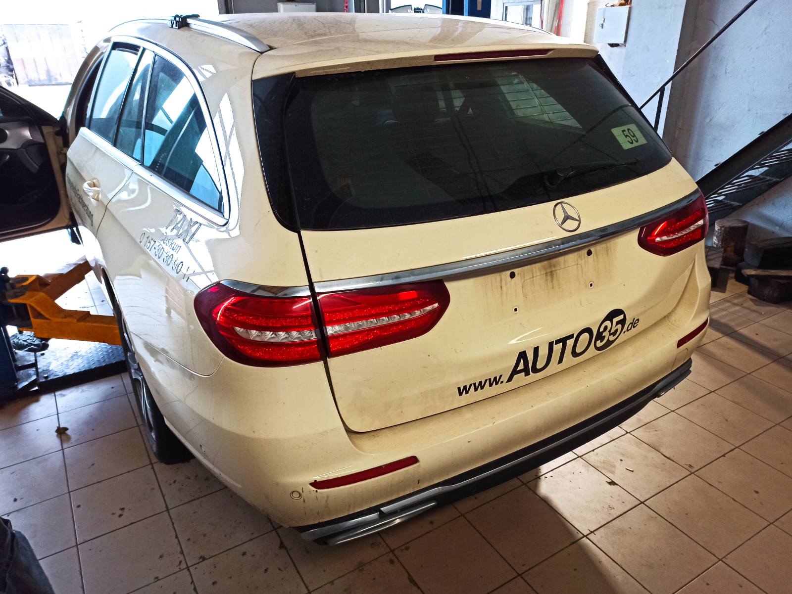 Used Mercedes Benz E-Class Holder next A2136195000