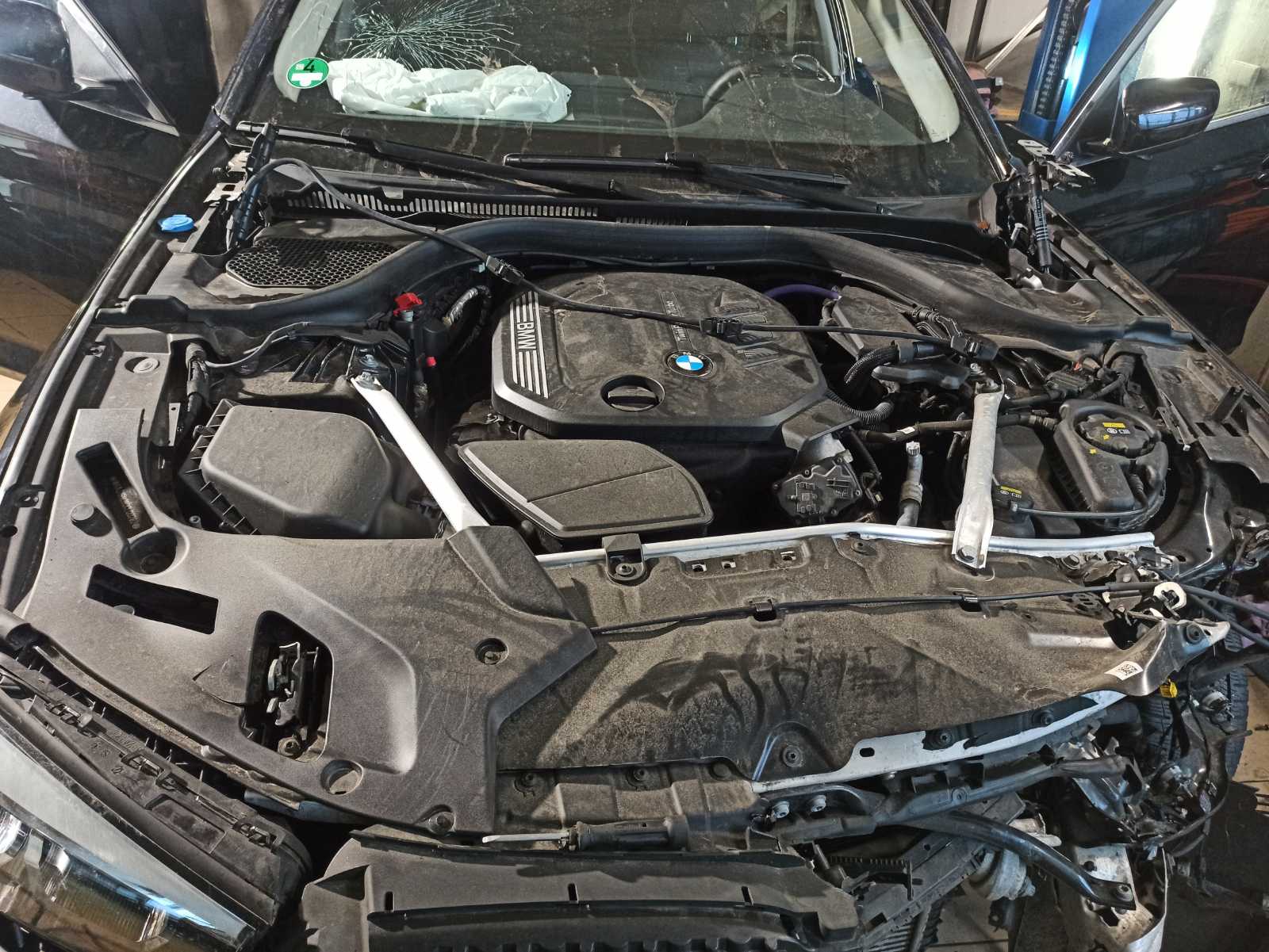 Used BMW 5 SERIES Bottom protection 7334421