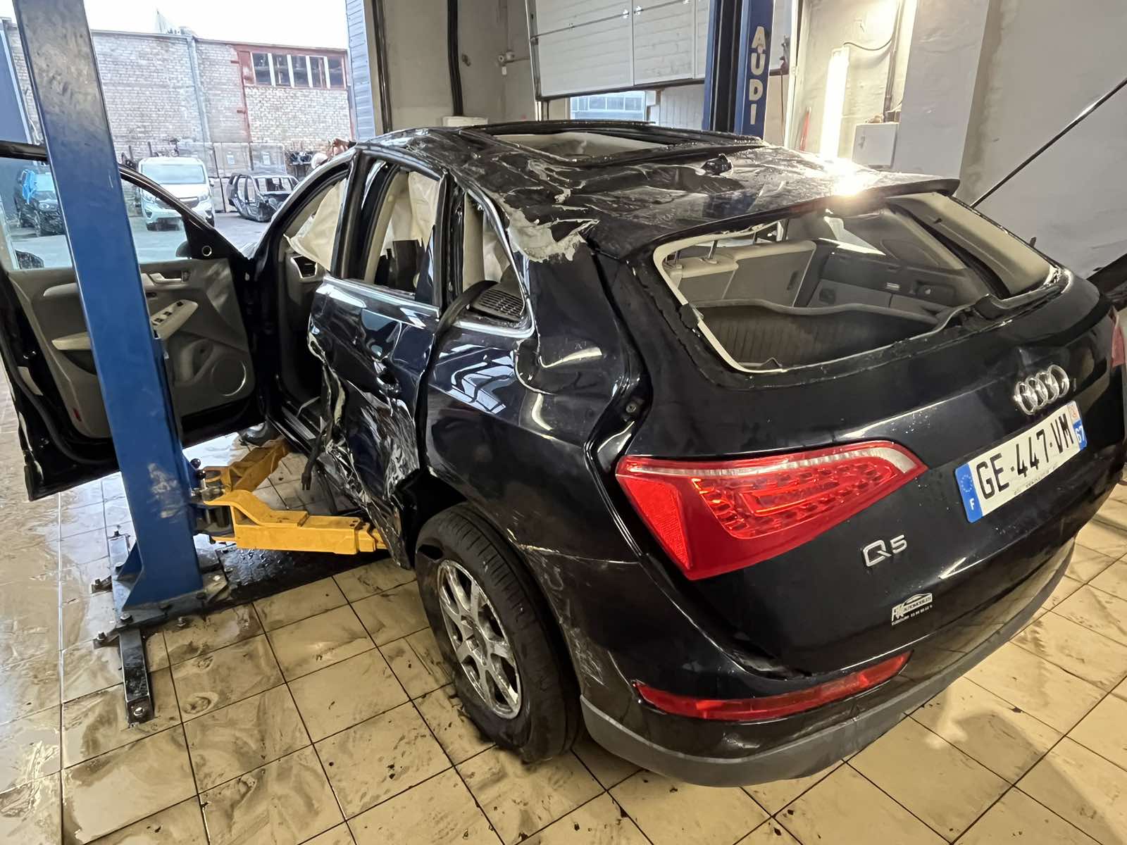 Used AUDI Q5 Front frame and its details 8R0805594B