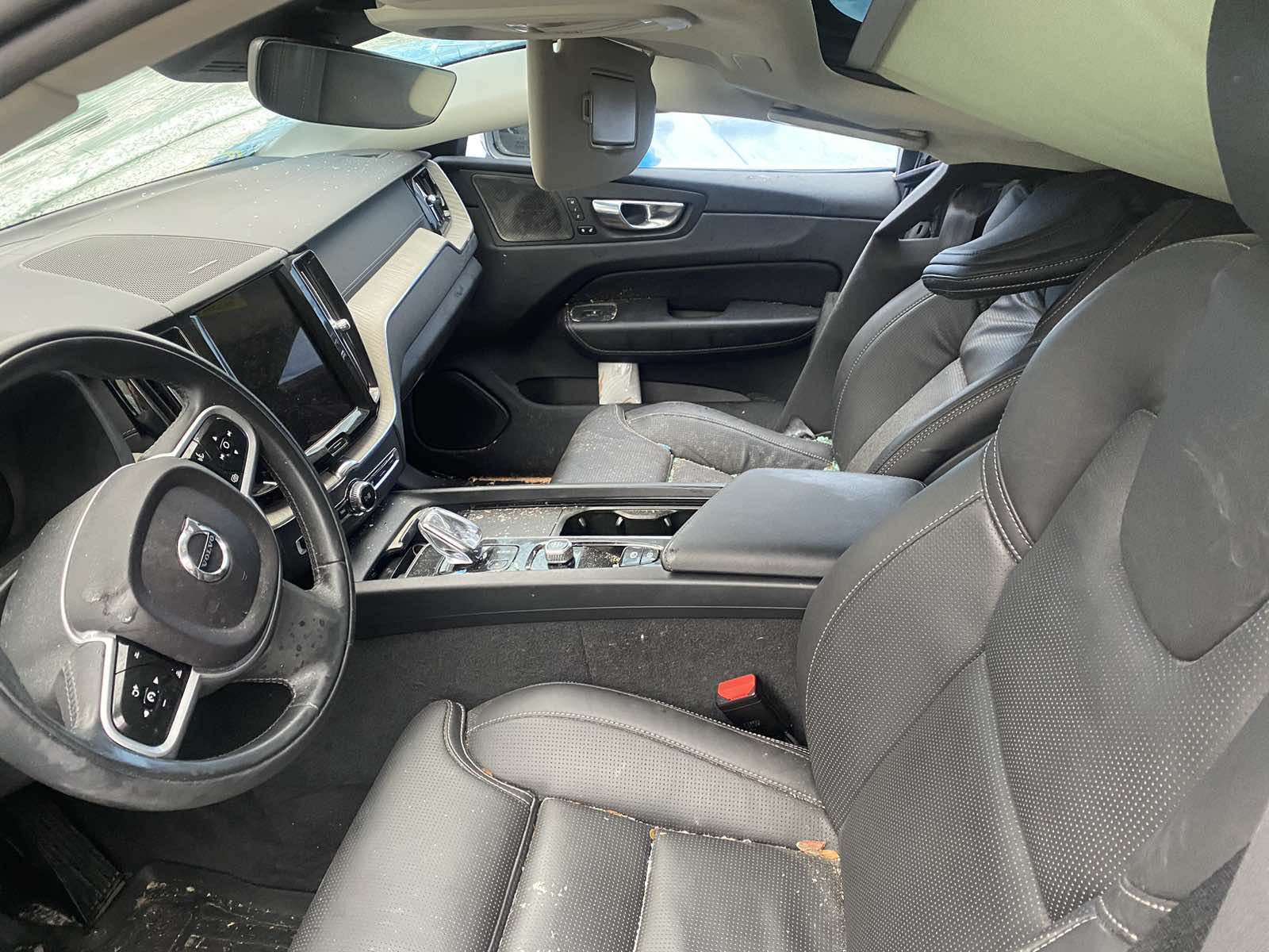 Used VOLVO XC60 Fuel pump control module 32312196