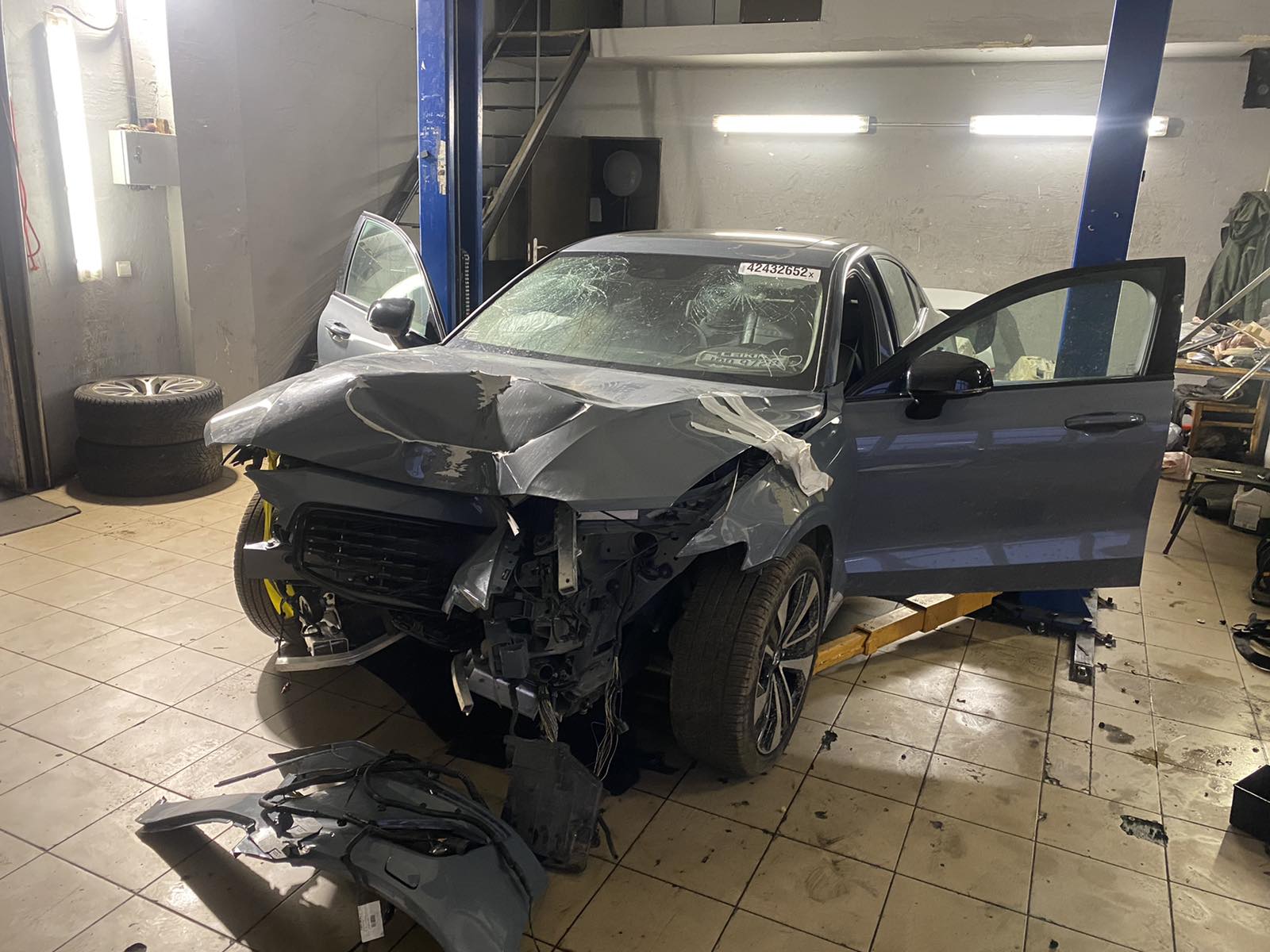 Naudotas VOLVO S60 Priekinių durų išorinė atidarymo rankenėlė ir jos ...