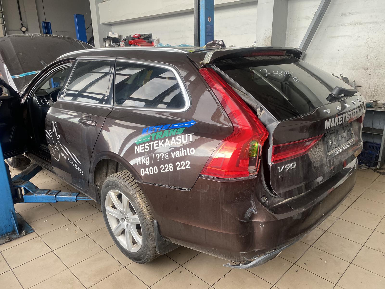 Used VOLVO V90 Rear bumper beam 31698666