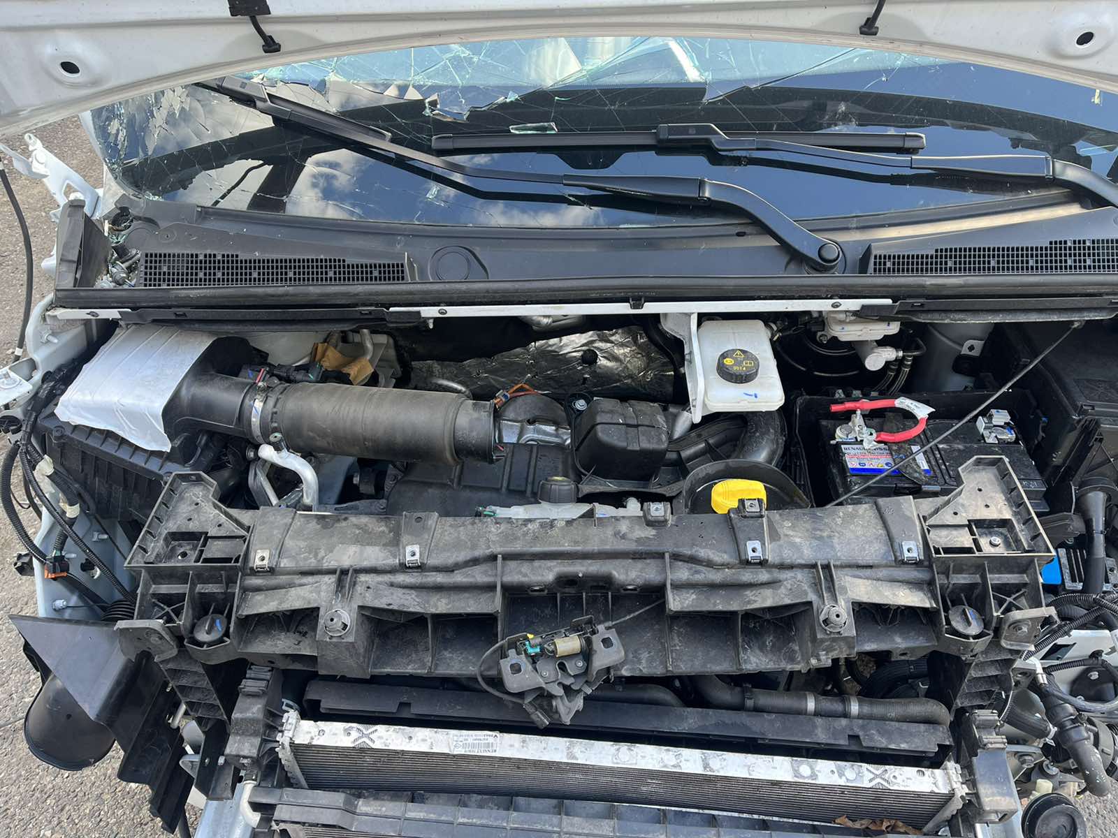 Used RENAULT Trafic EGR valve valve 147100361R