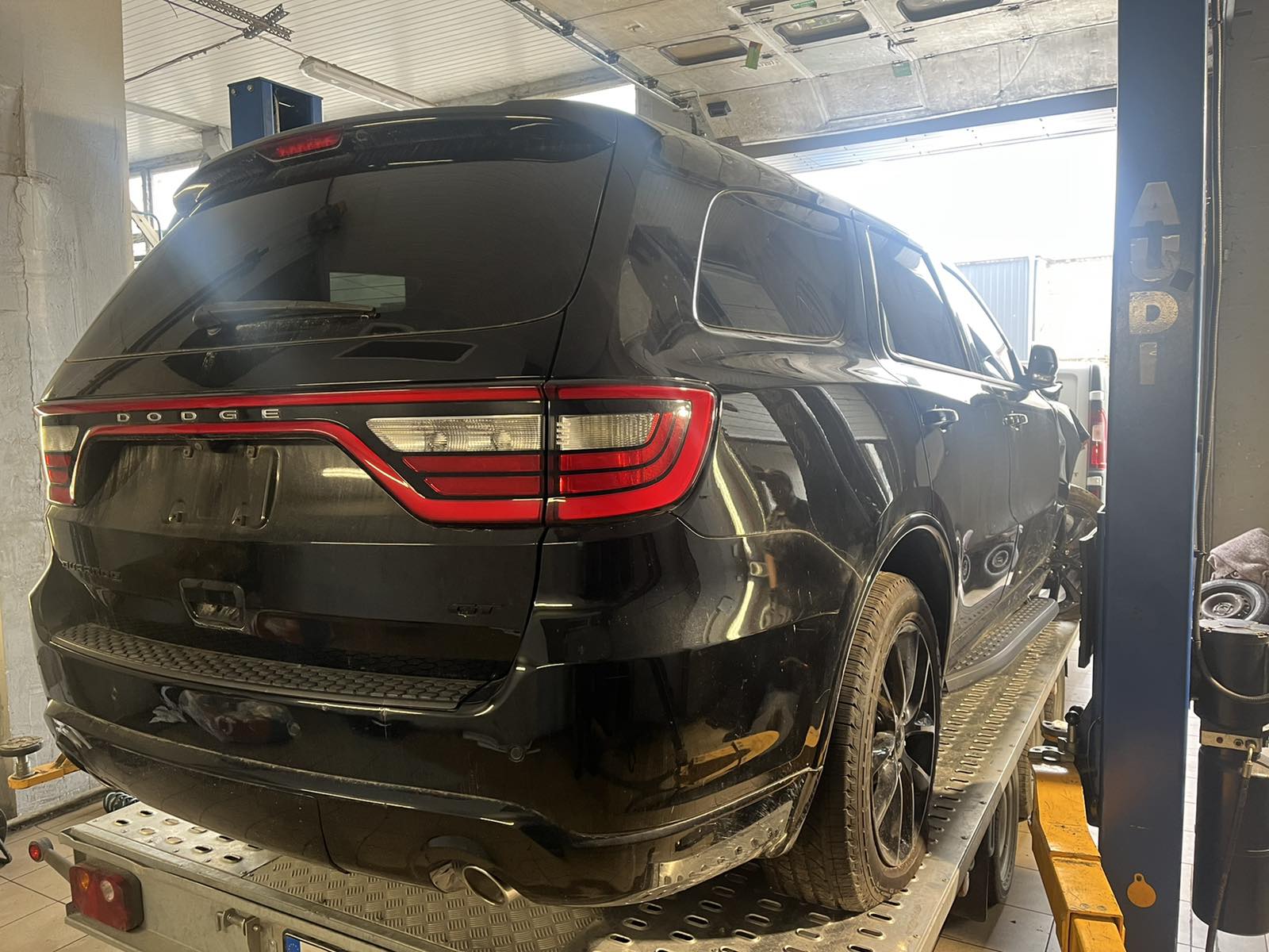 Naudotas Dodge Durango Galinio sparno ventiliacinės grotelės 68260545AA
